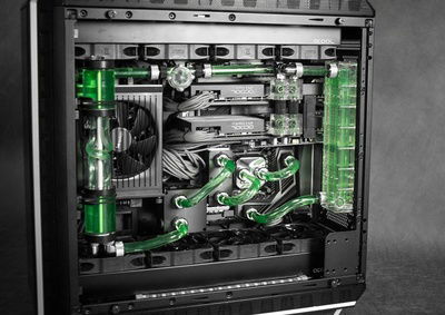 Ultimate Custom Liquid Cooled Gaming PC » builds.gg