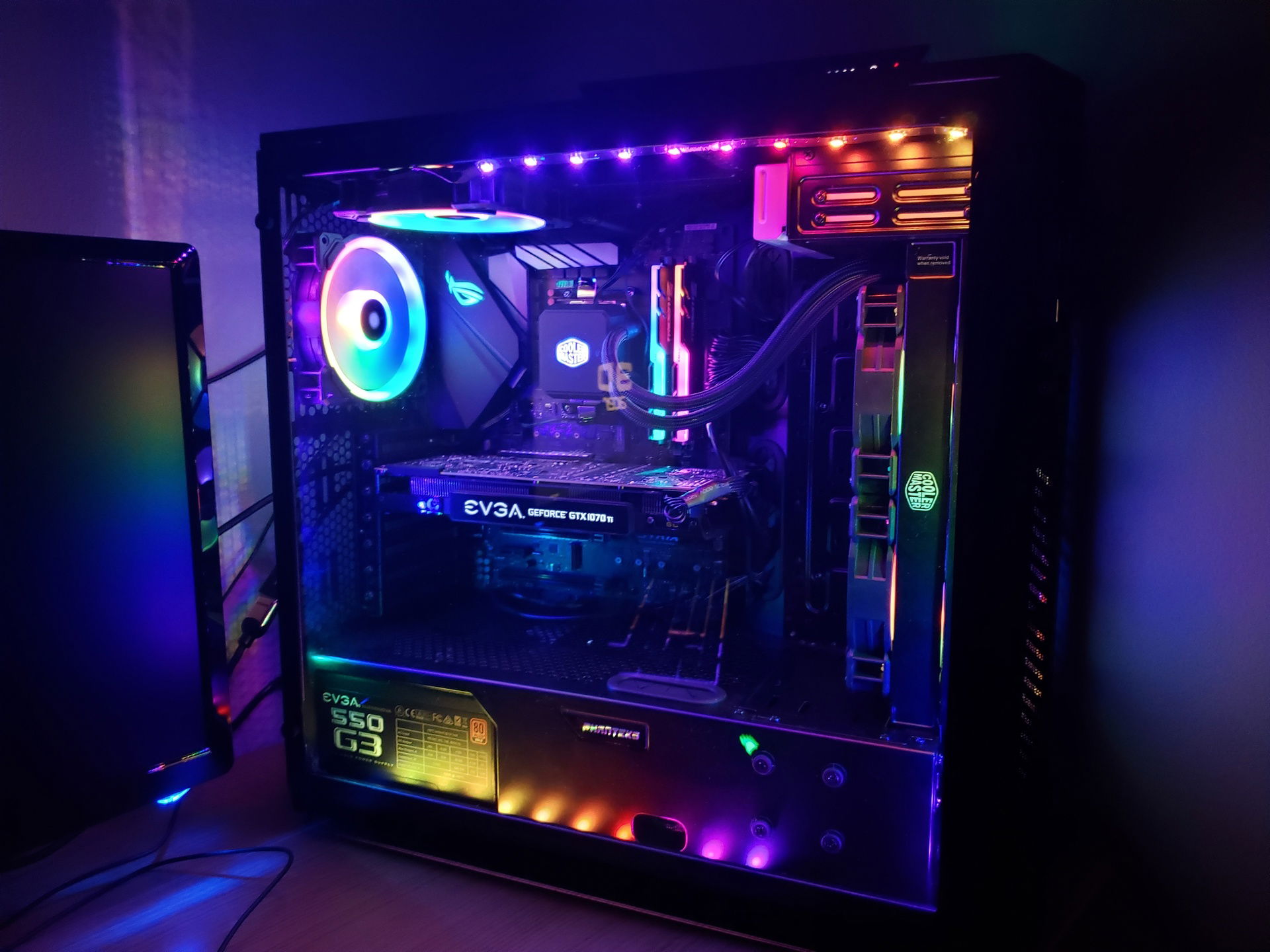 Modest AMD RGB » builds.gg