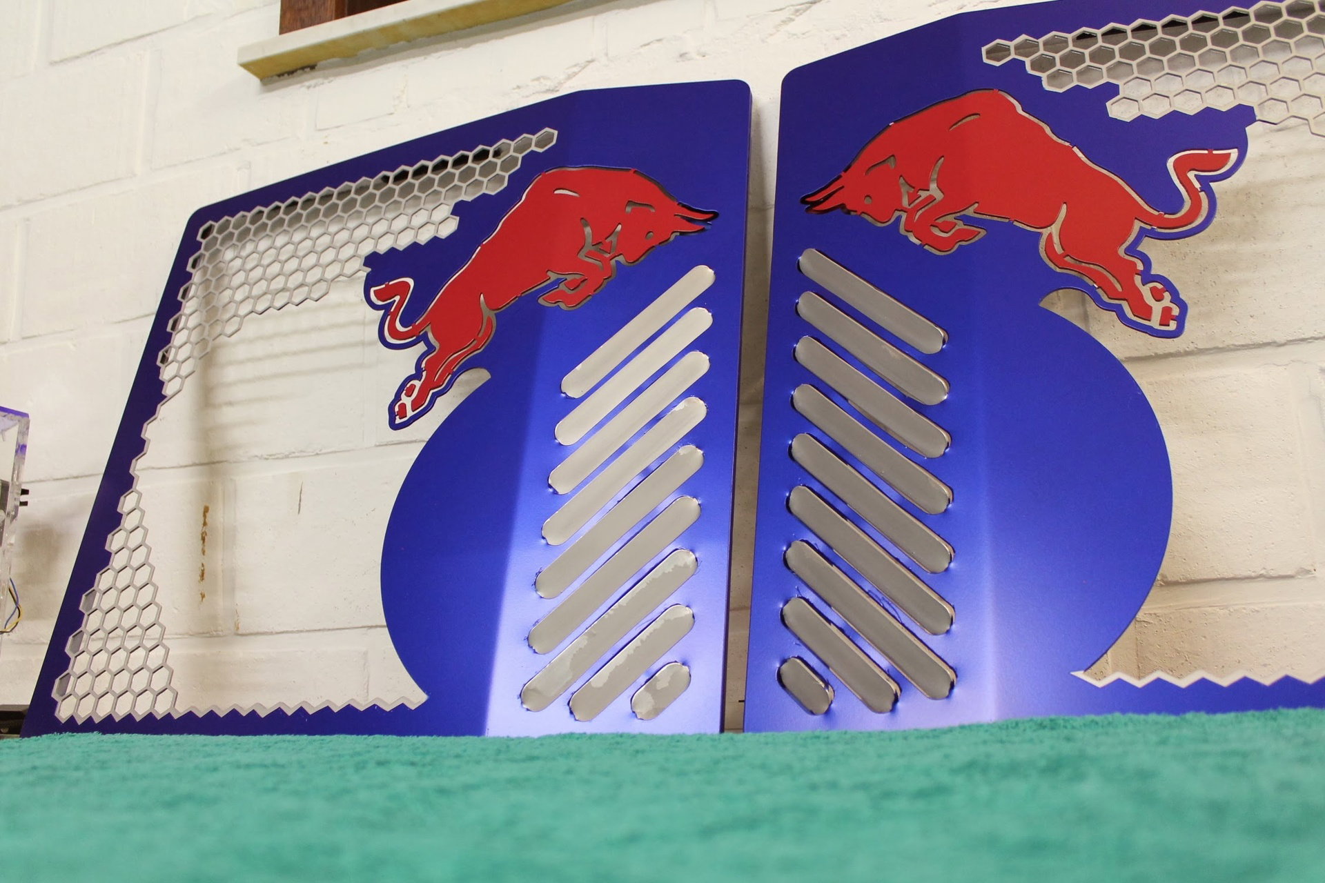 Red-Bull » builds.gg