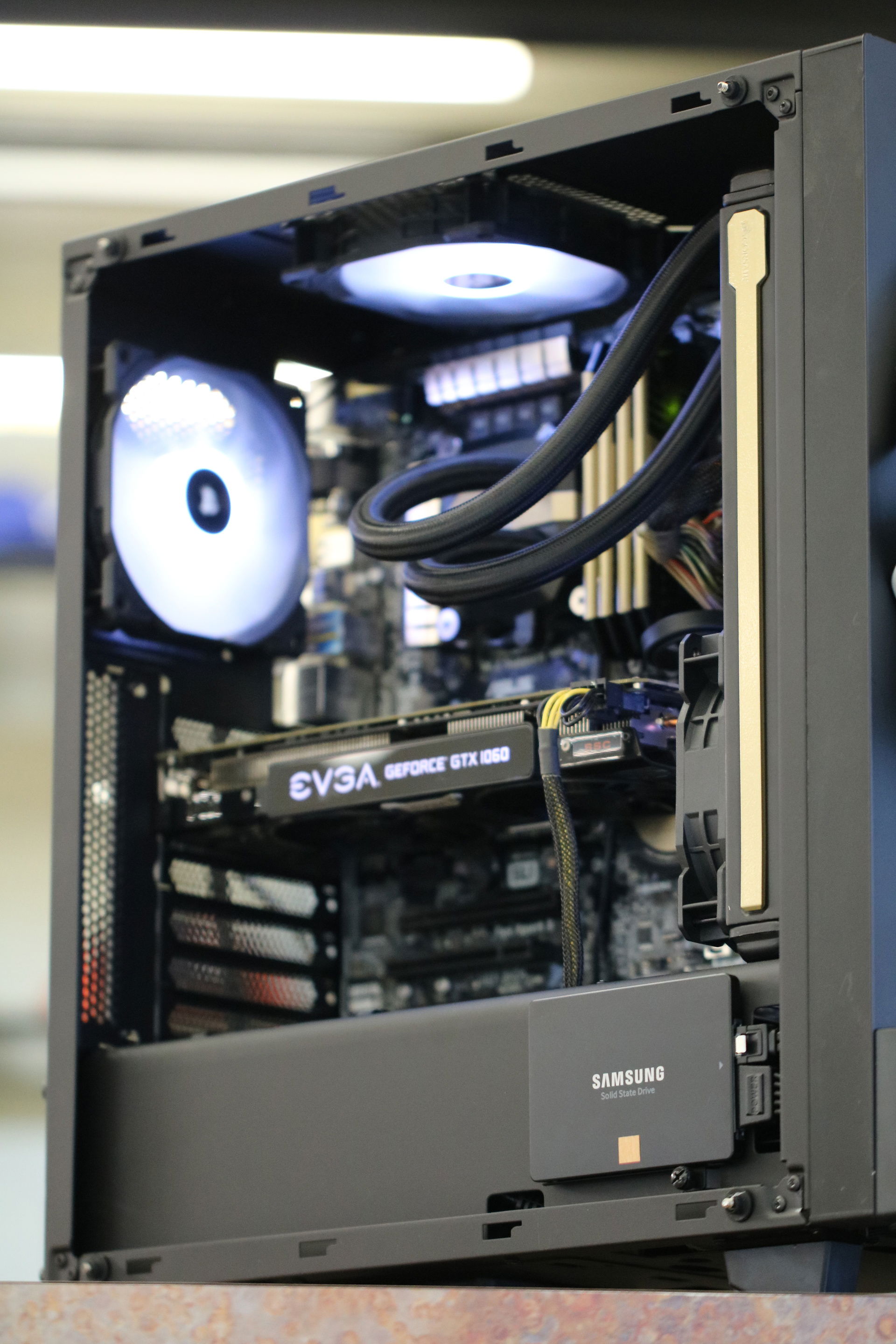 Black And Gold! » builds.gg