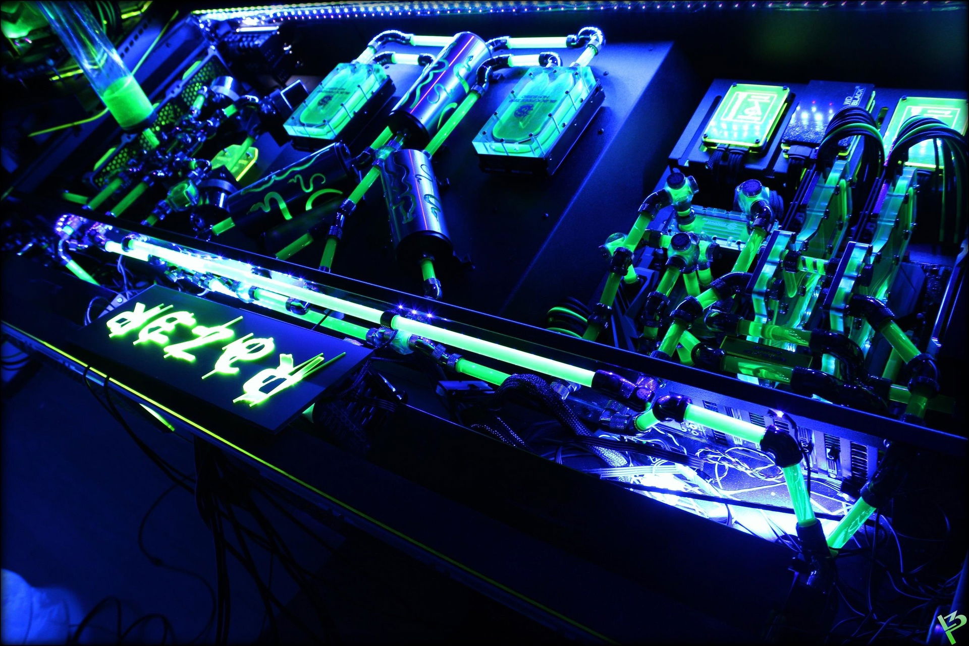 L3p Raz3r D3sk » builds.gg