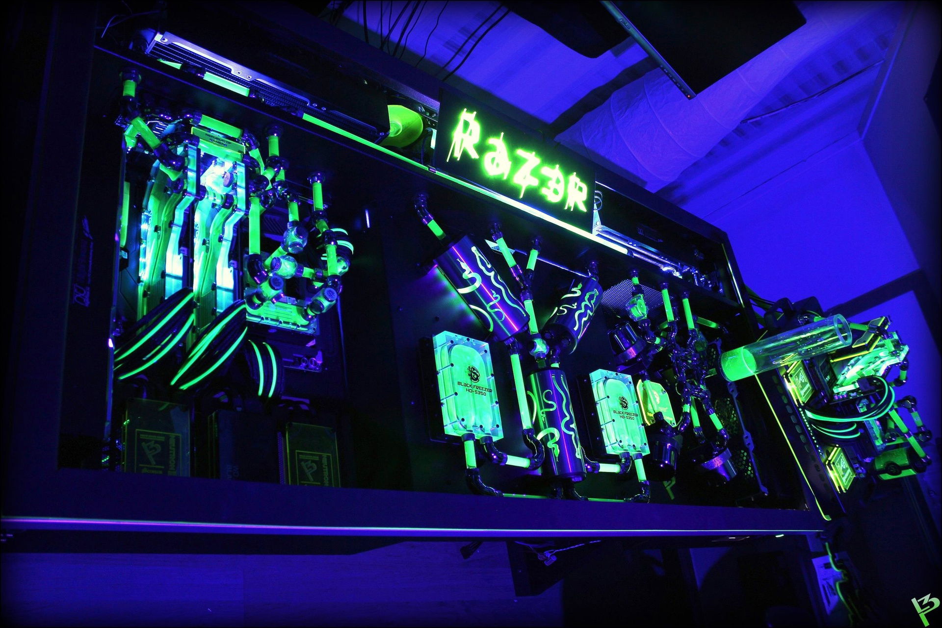 L3p Raz3r D3sk » builds.gg