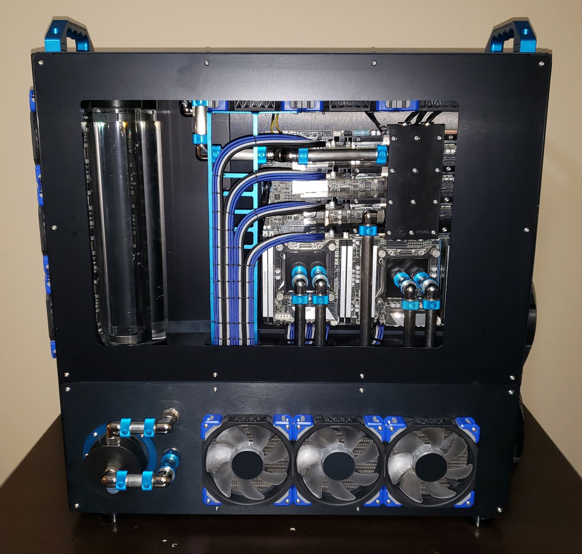 7 Player VM Gaming Monster » builds.gg