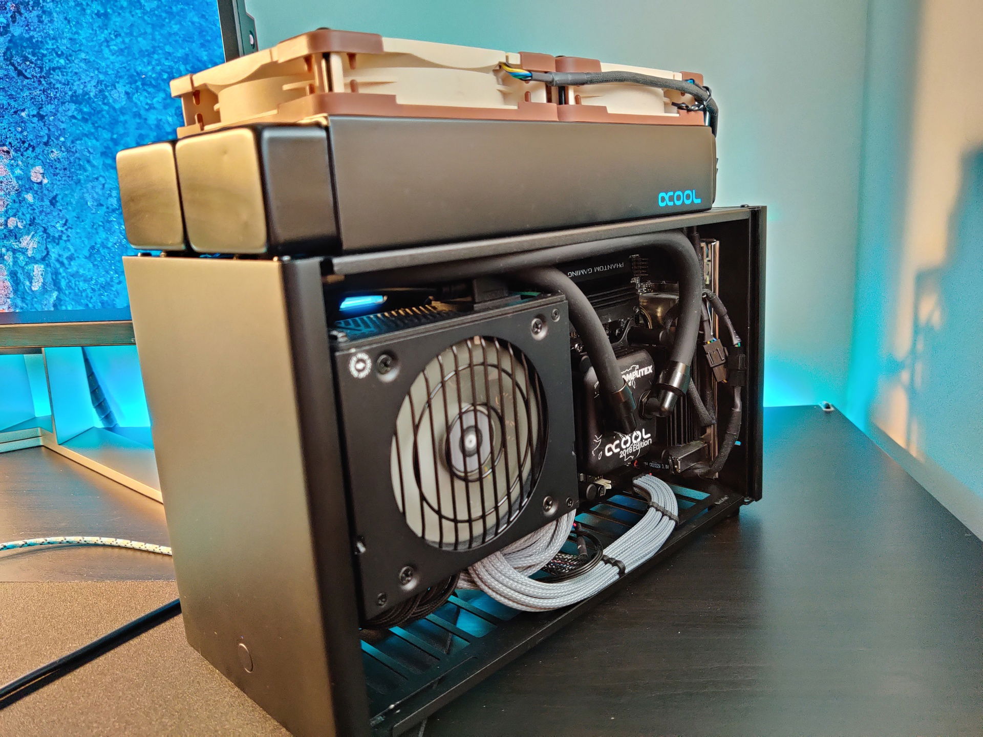 Intel i9 / RTX 3090 / 530W of heat » builds.gg