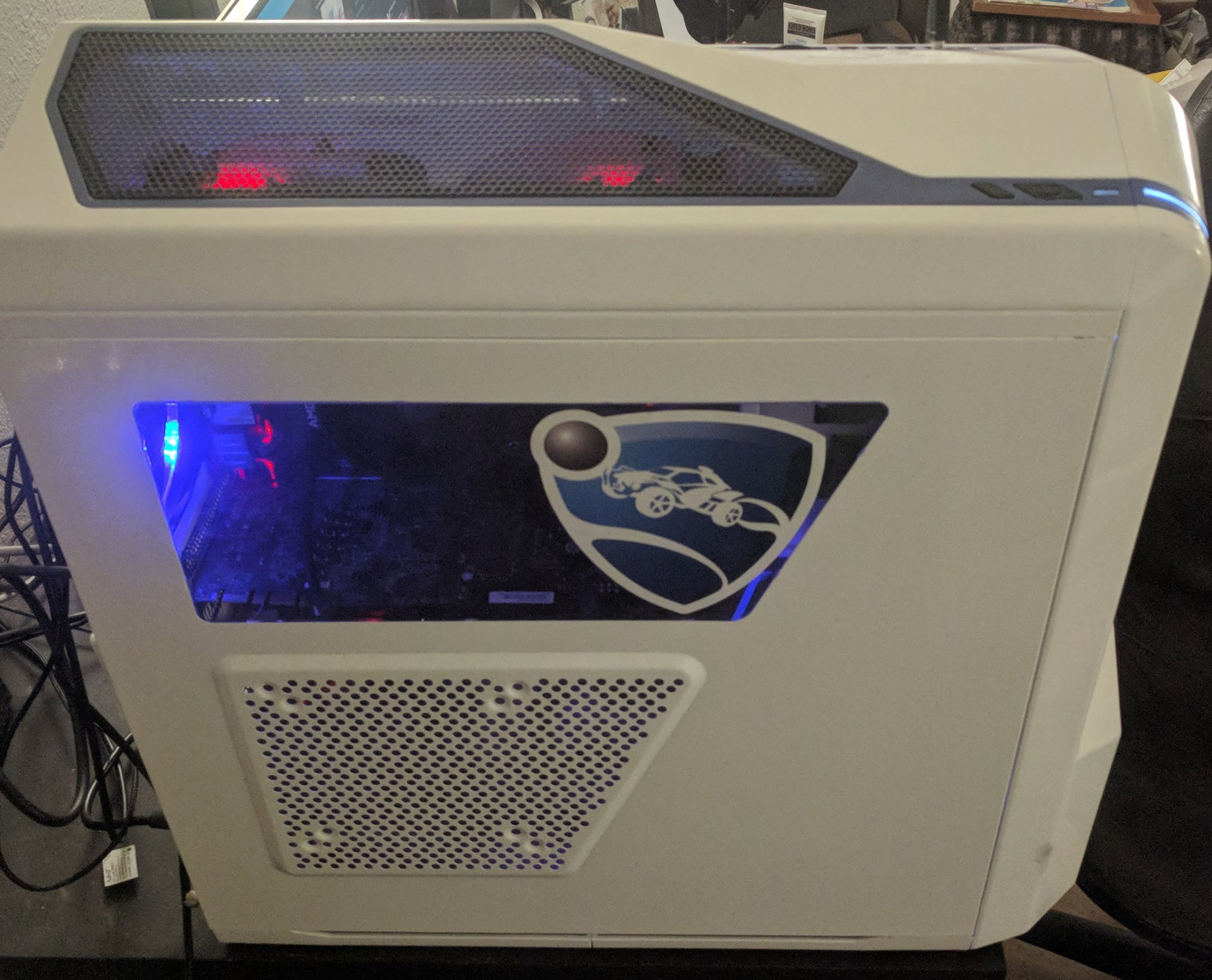 Ultrawide/Portrait » builds.gg