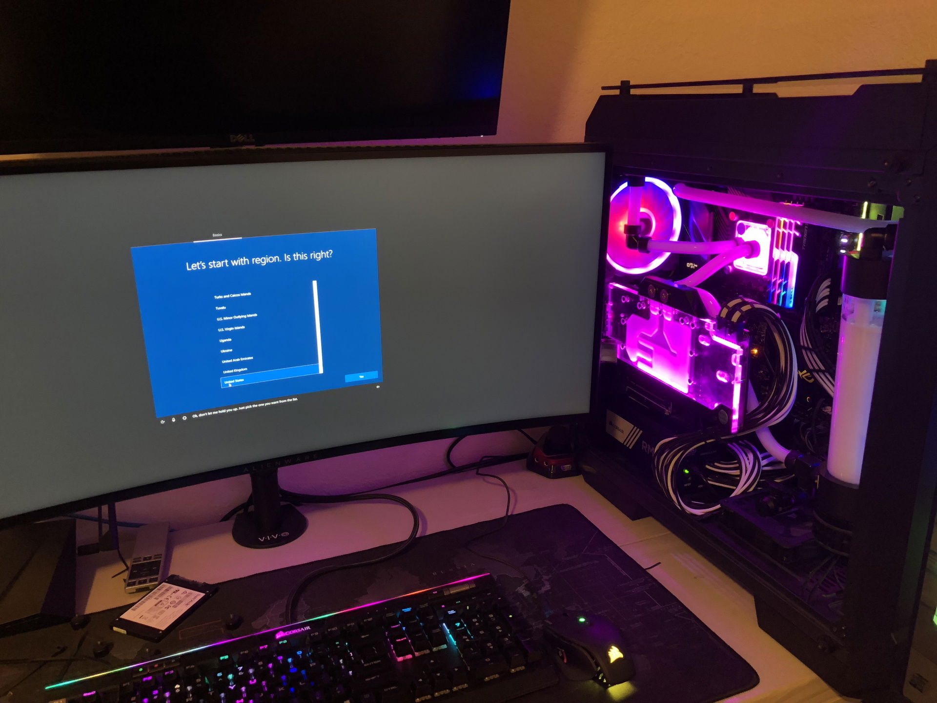 View 71 Custom Loop » builds.gg