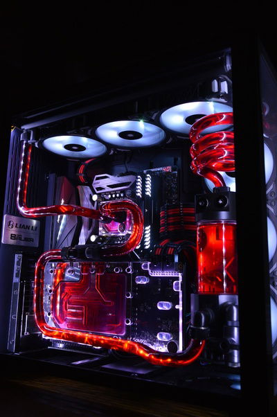 Silverstone LD03 itx build, full water cooling loop! » builds.gg