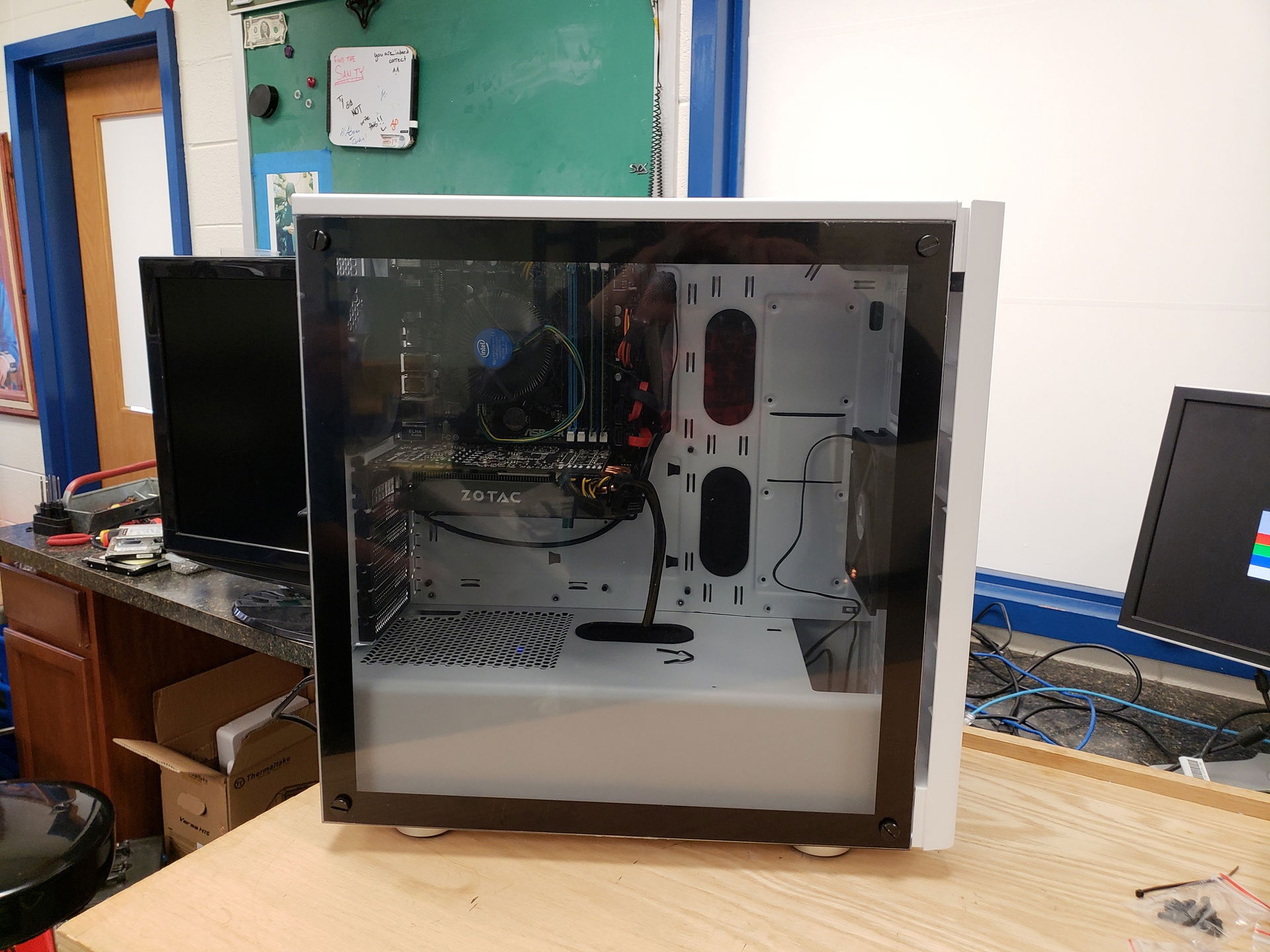 Arctic Themed Build » builds.gg