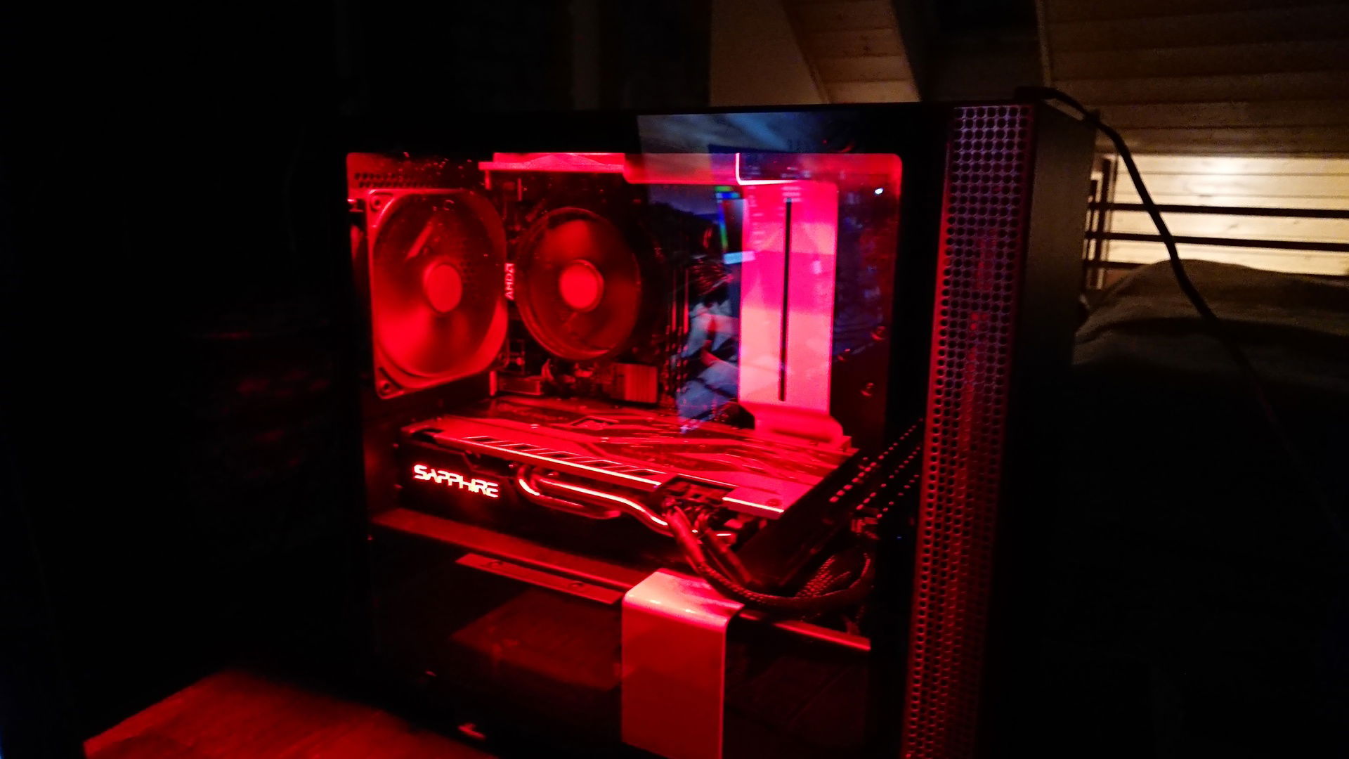 All AMD RED » builds.gg