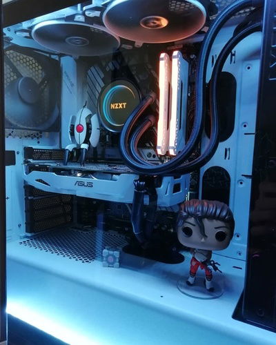 Customer Build. 25 - Lian-Li Custom loop » builds.gg