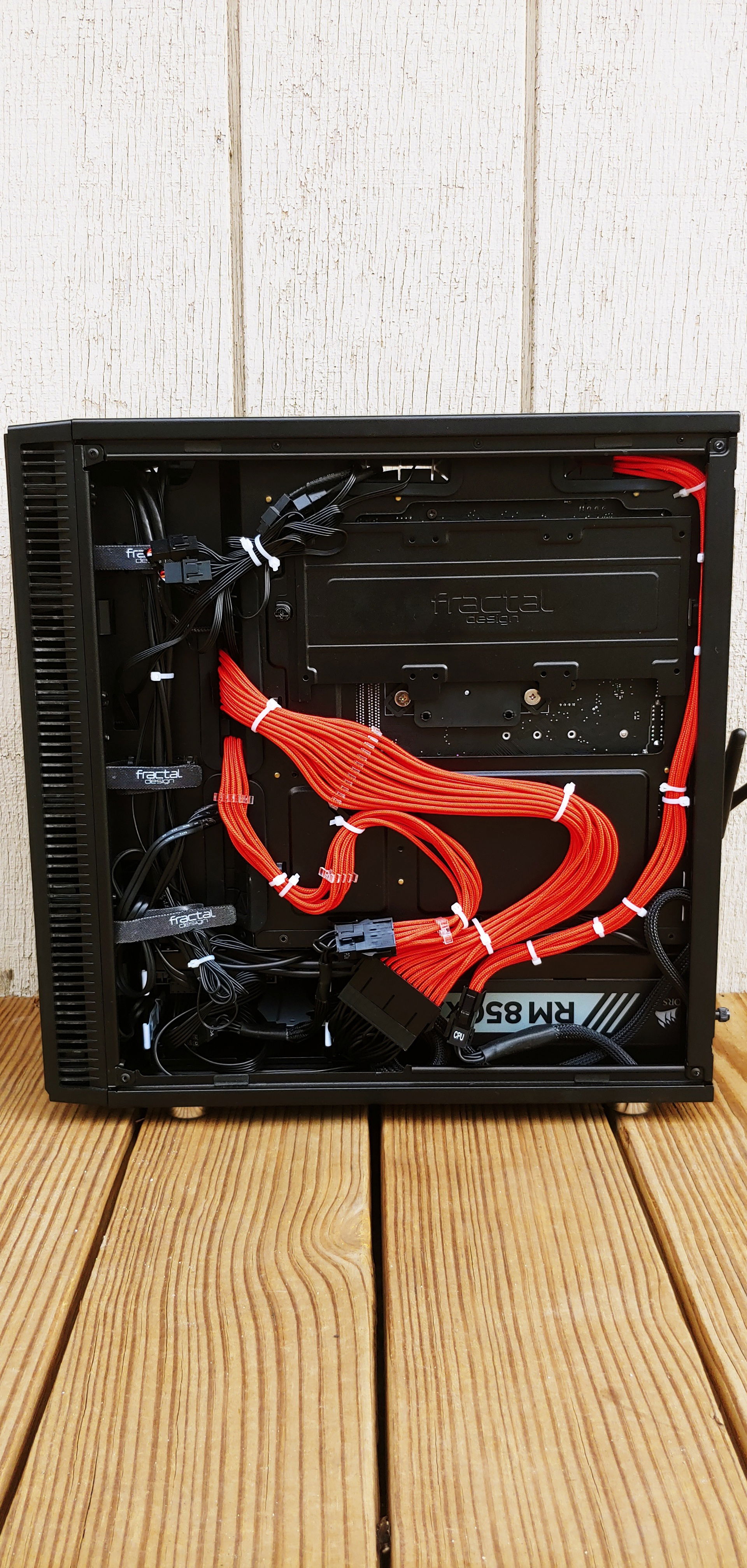 "Orion" Gaming PC and Setup » builds.gg