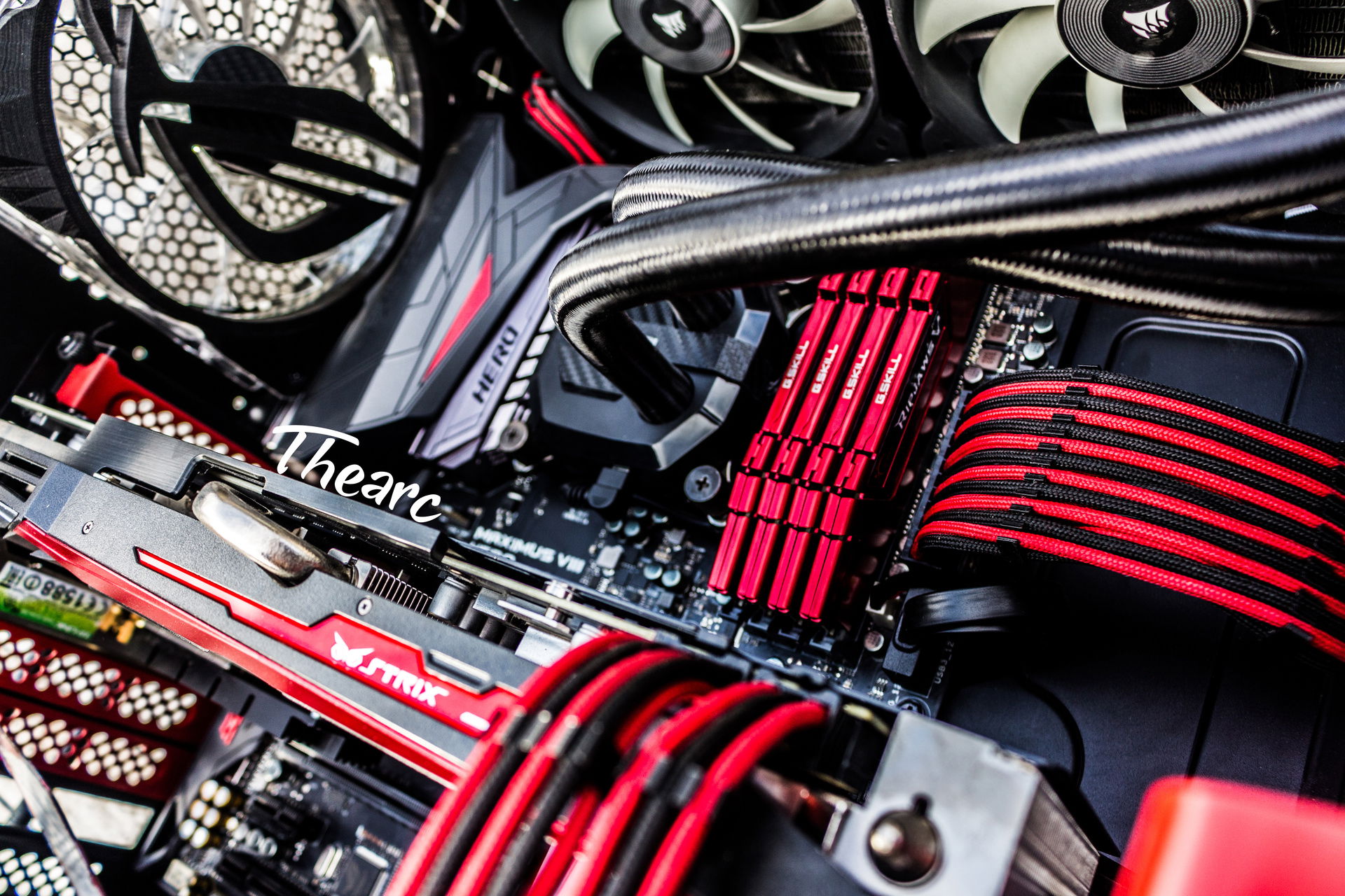 Ultimate Red & Black » builds.gg