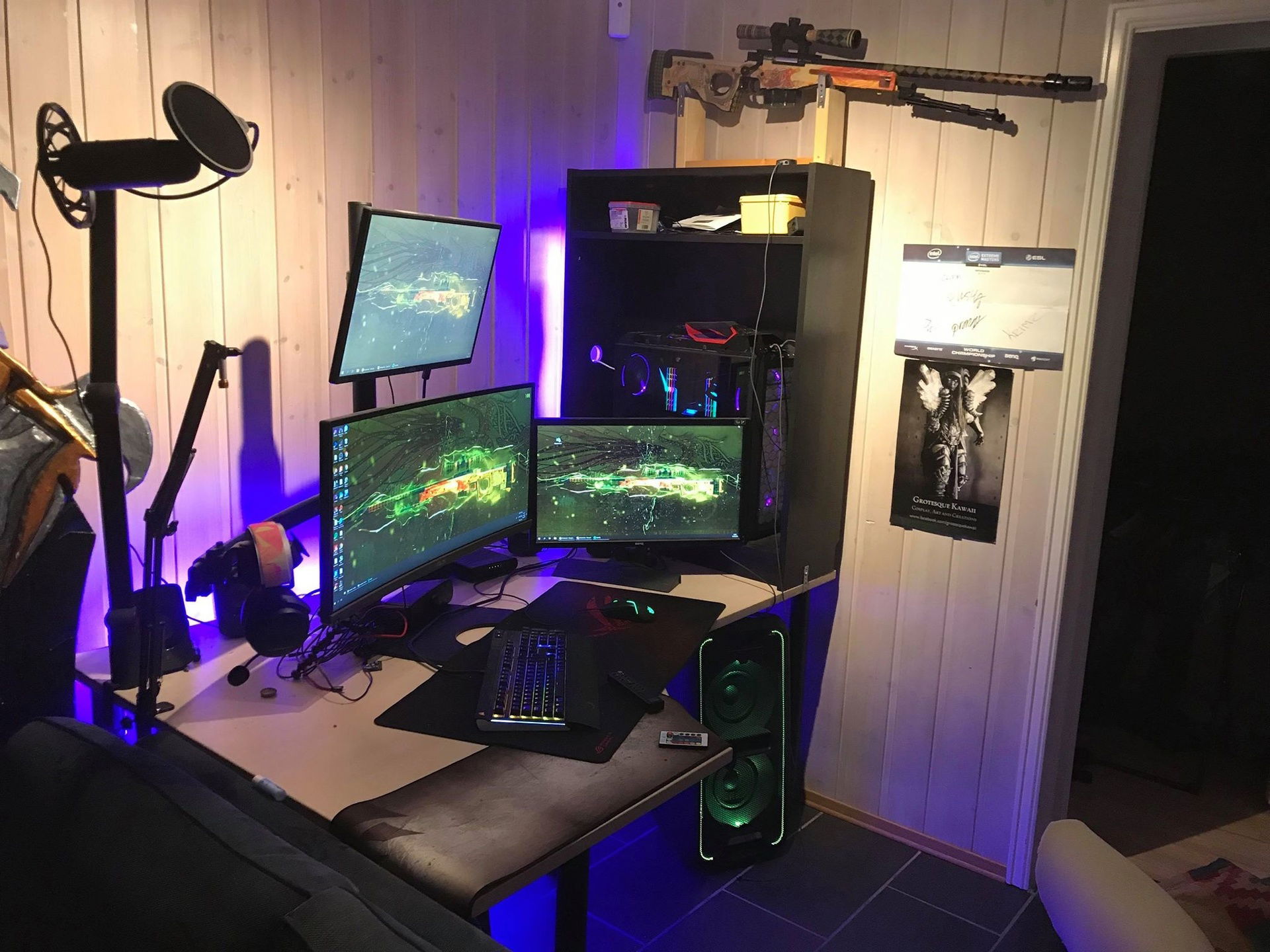 Xpose's Gaming Setup | AWP Dragon lore » builds.gg