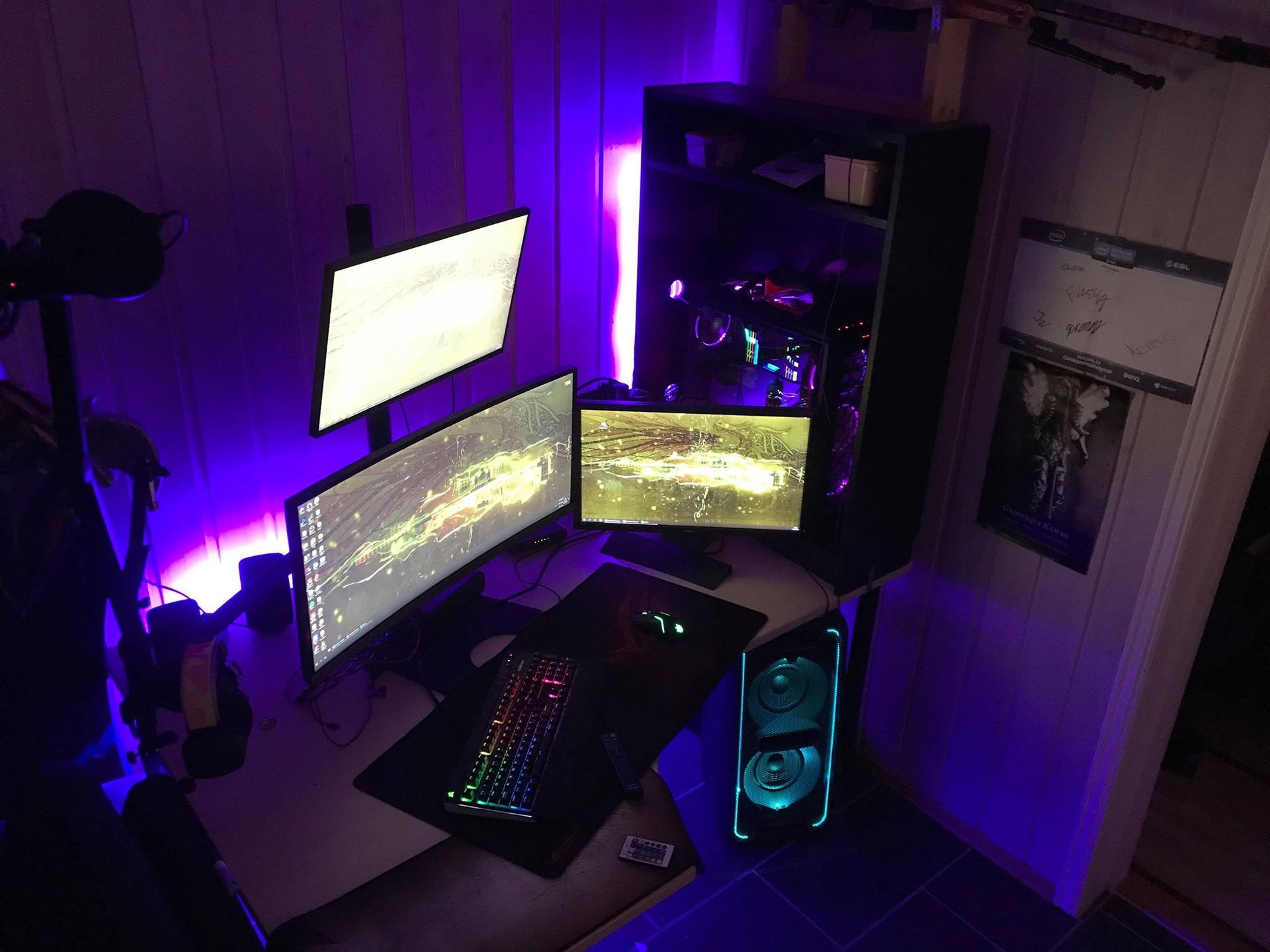 Xpose's Gaming Setup | AWP Dragon lore » builds.gg