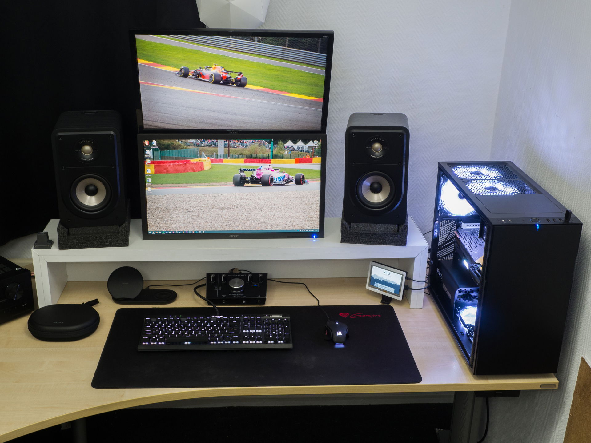 Black and white/silver setup » builds.gg