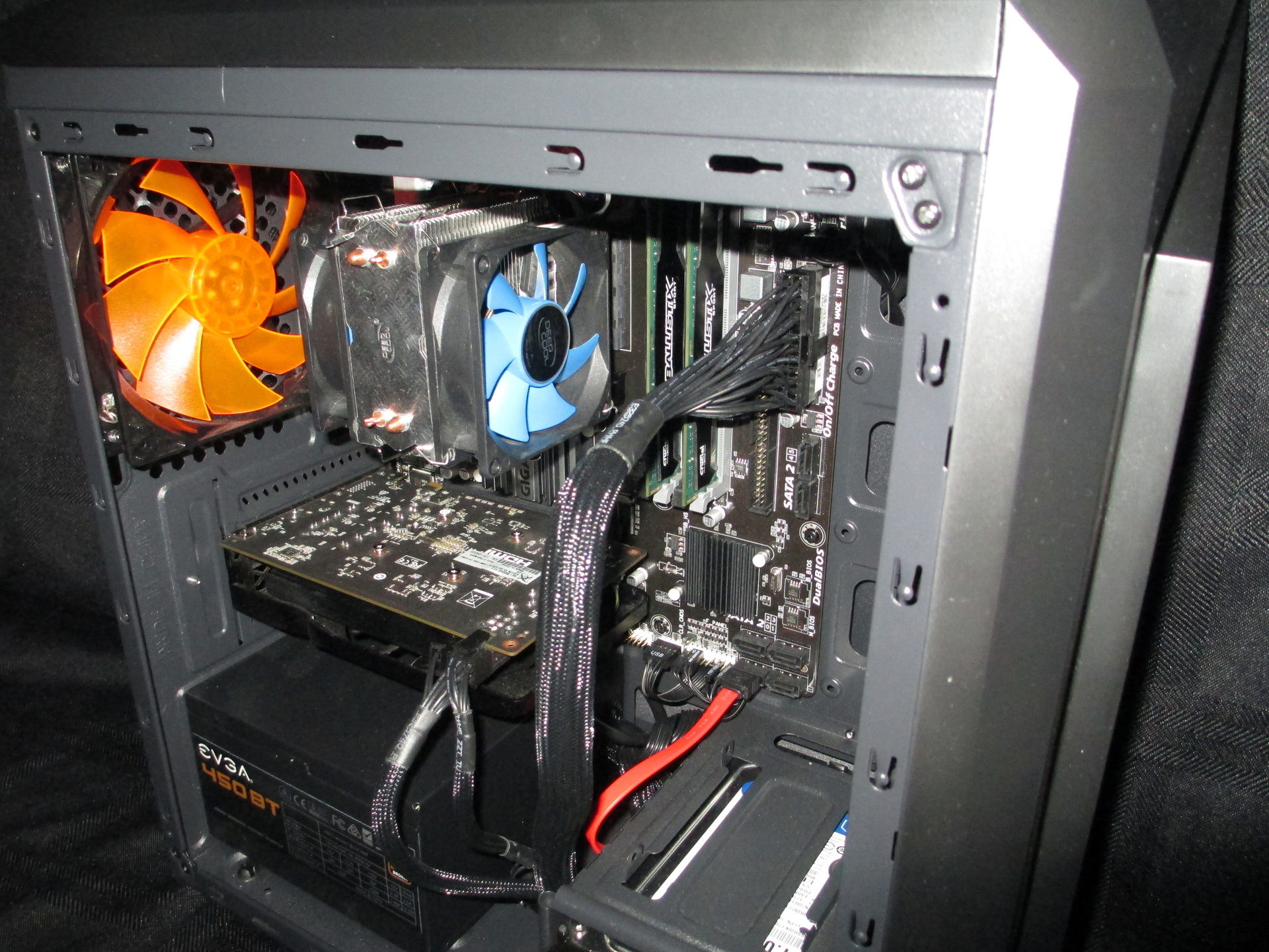 My First Build Black and Orange » builds.gg