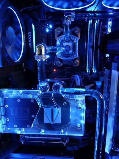 Custom AMD Radeon 7 PC (Name Pending) » builds.gg