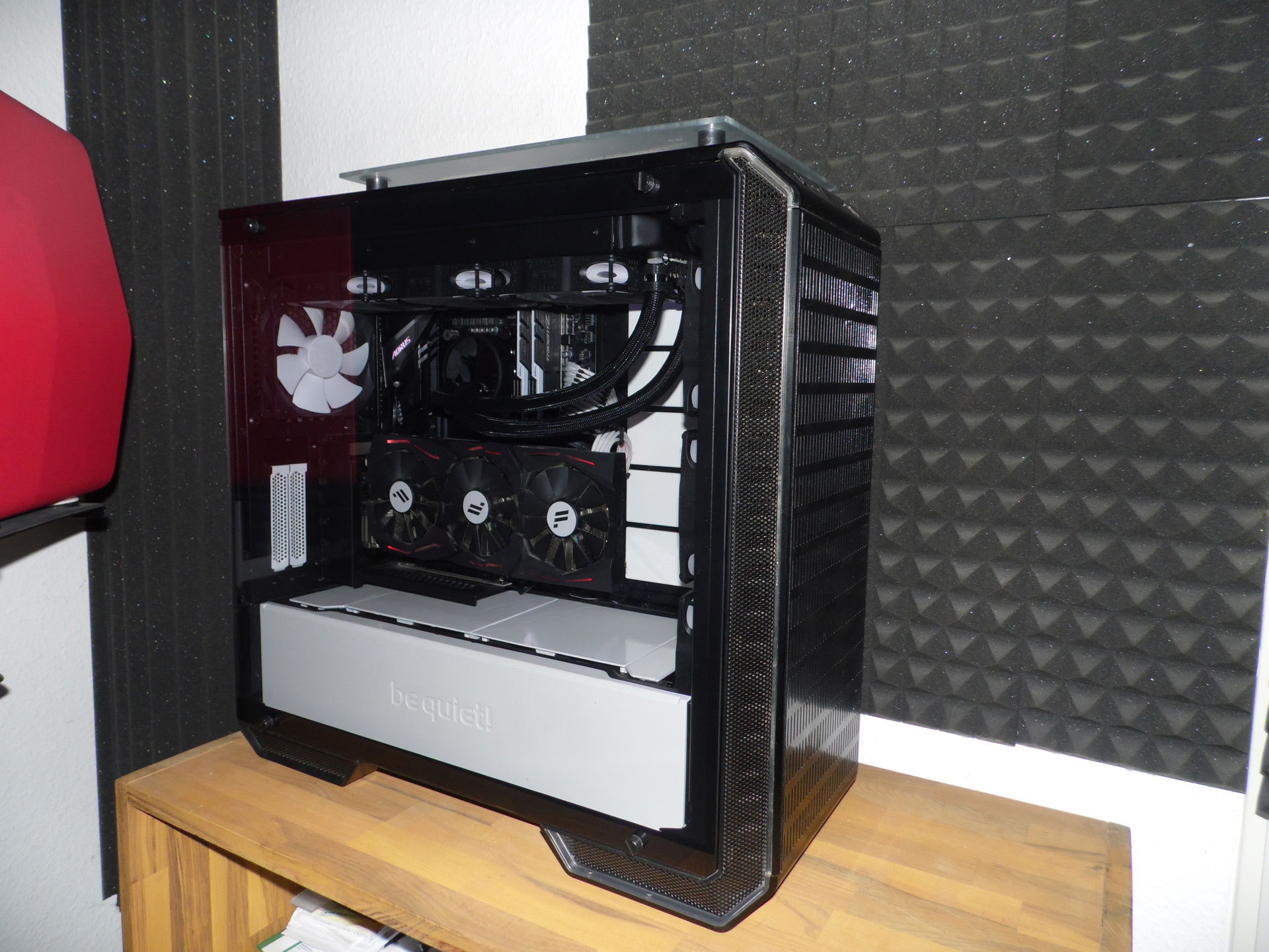 White Base 700 » builds.gg