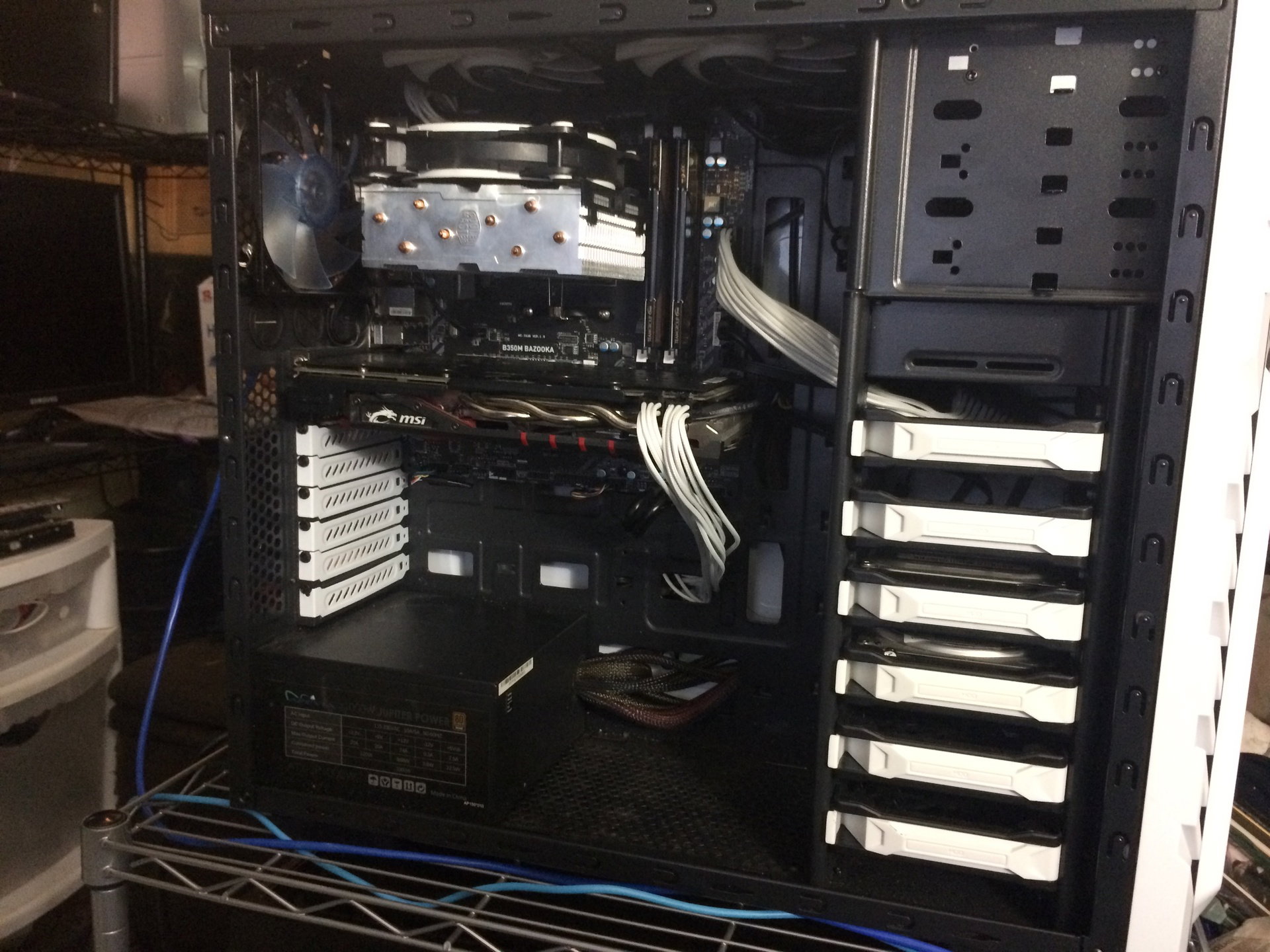 White arctic » builds.gg