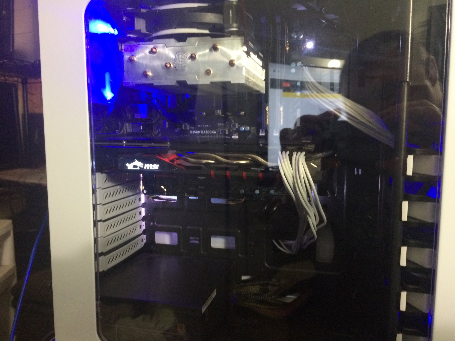 White arctic » builds.gg