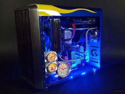 Acid Wall Mounted PC » builds.gg