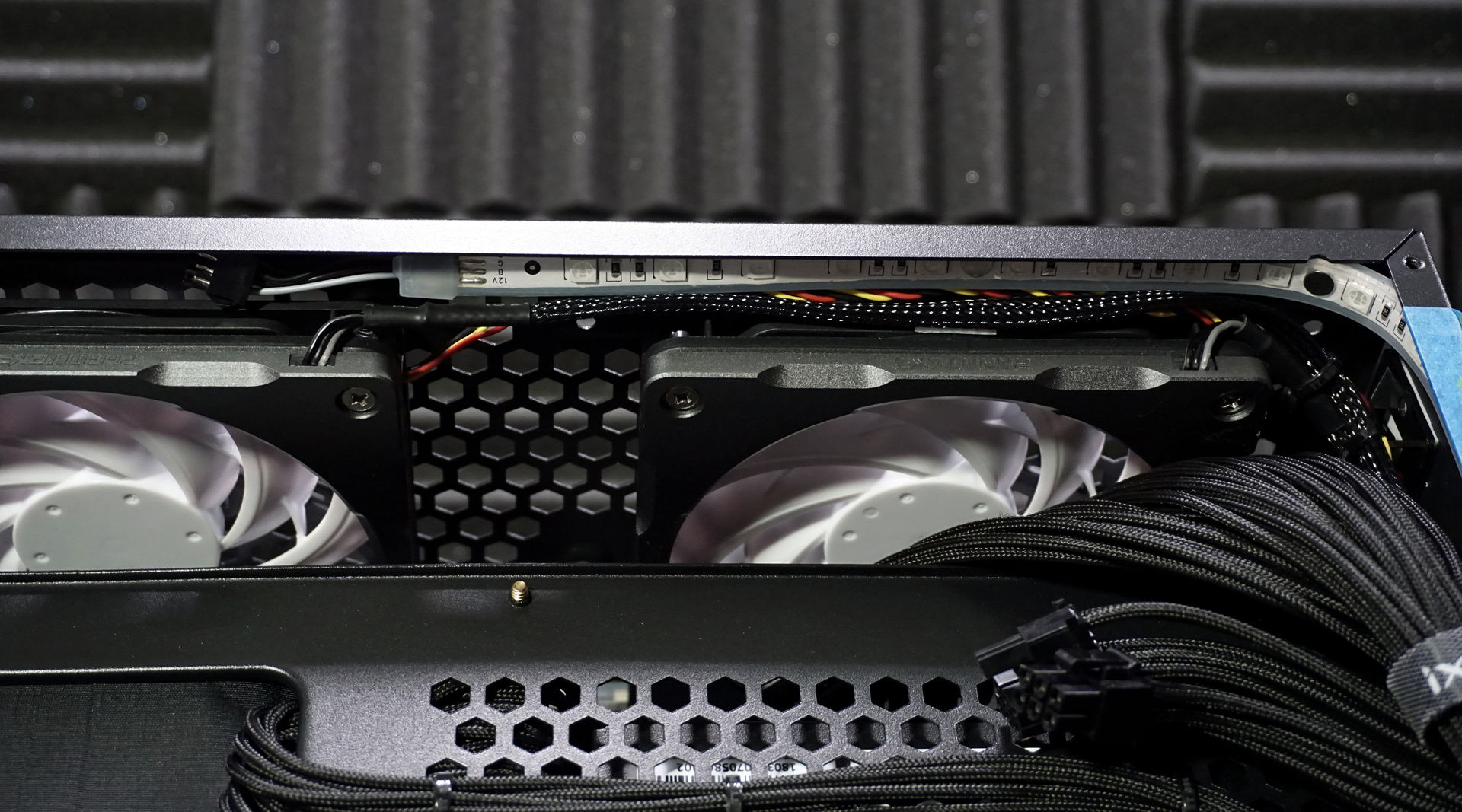 The Devil's Sauna. Mini ITX 8700K RTX 2080 » builds.gg