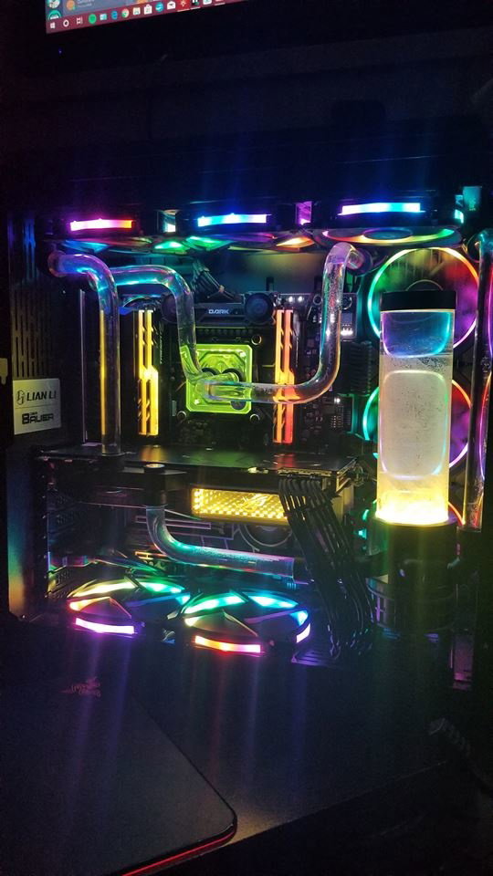 Lian Li O11 Dynamic Custom Loop » builds.gg