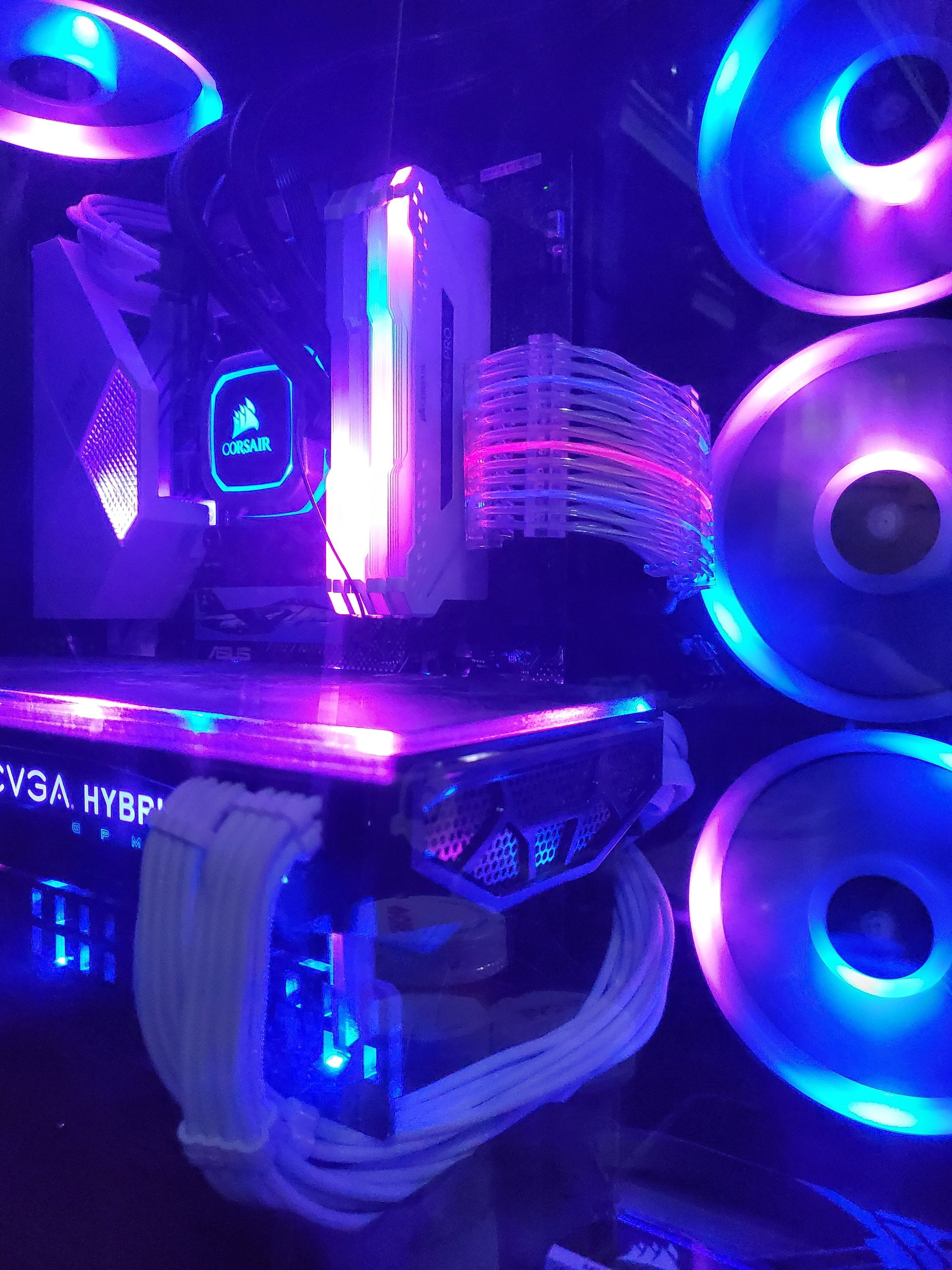 011 Dynamic (Currently the Cyberpunk theme) » builds.gg