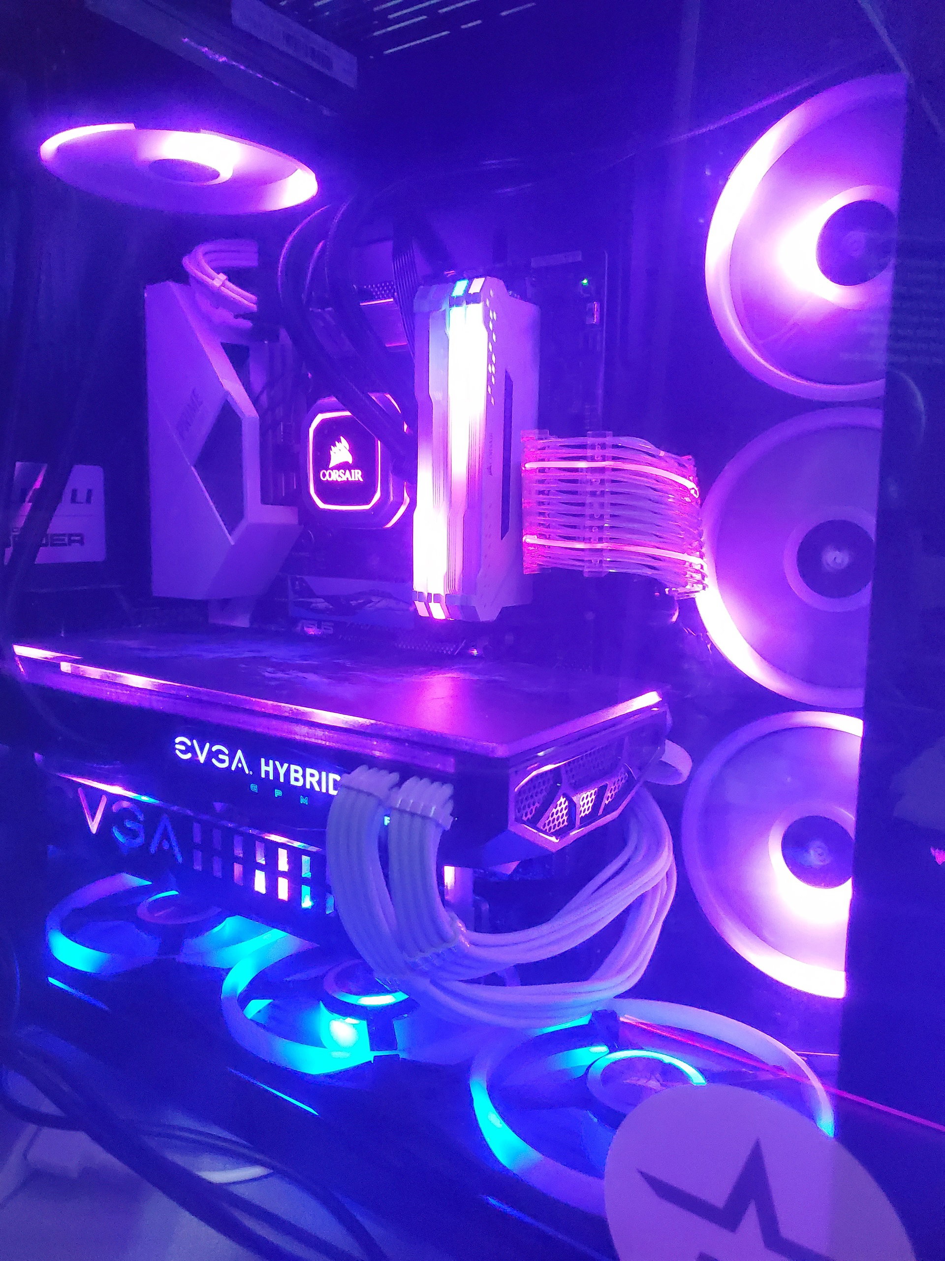 011 Dynamic (Currently the Cyberpunk theme) » builds.gg