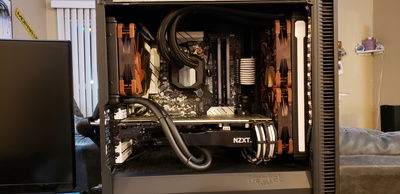 Customer Build. 25 - Lian-Li Custom loop » builds.gg