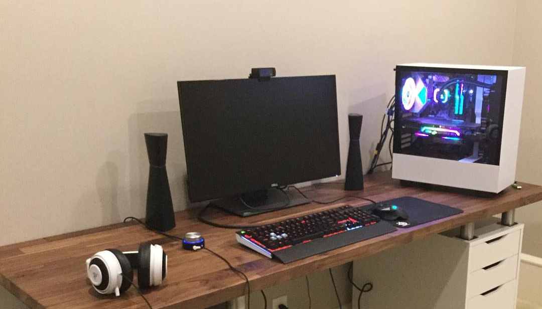 White and RGB Gaming Rig » builds.gg