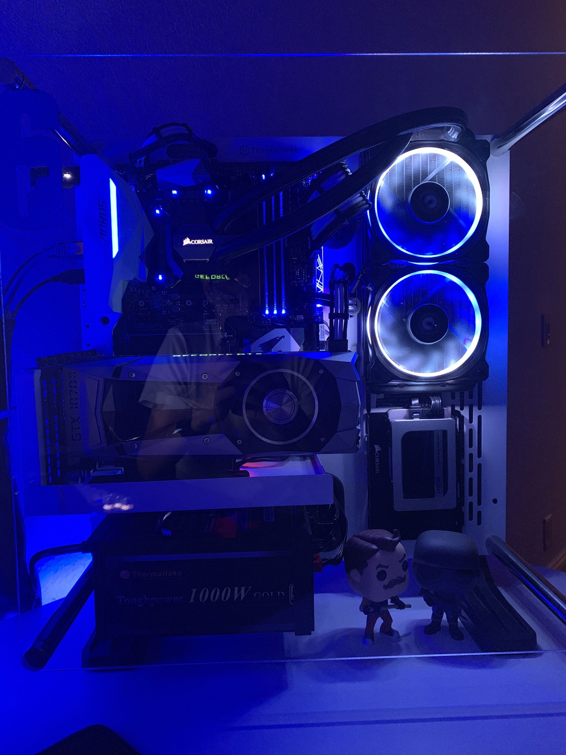 Blue/White gaming pc » builds.gg