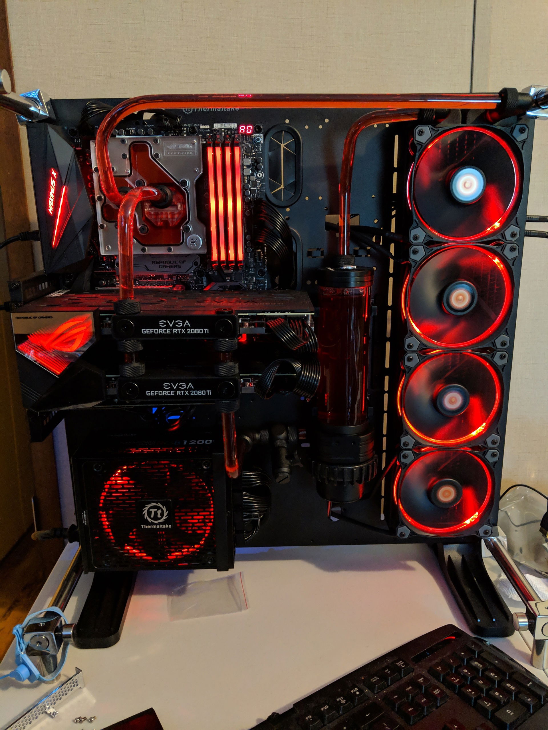 Thermaltake Core P5, Custom Loop, Daily Driver 2x RTX 2080Ti - 9900k ...