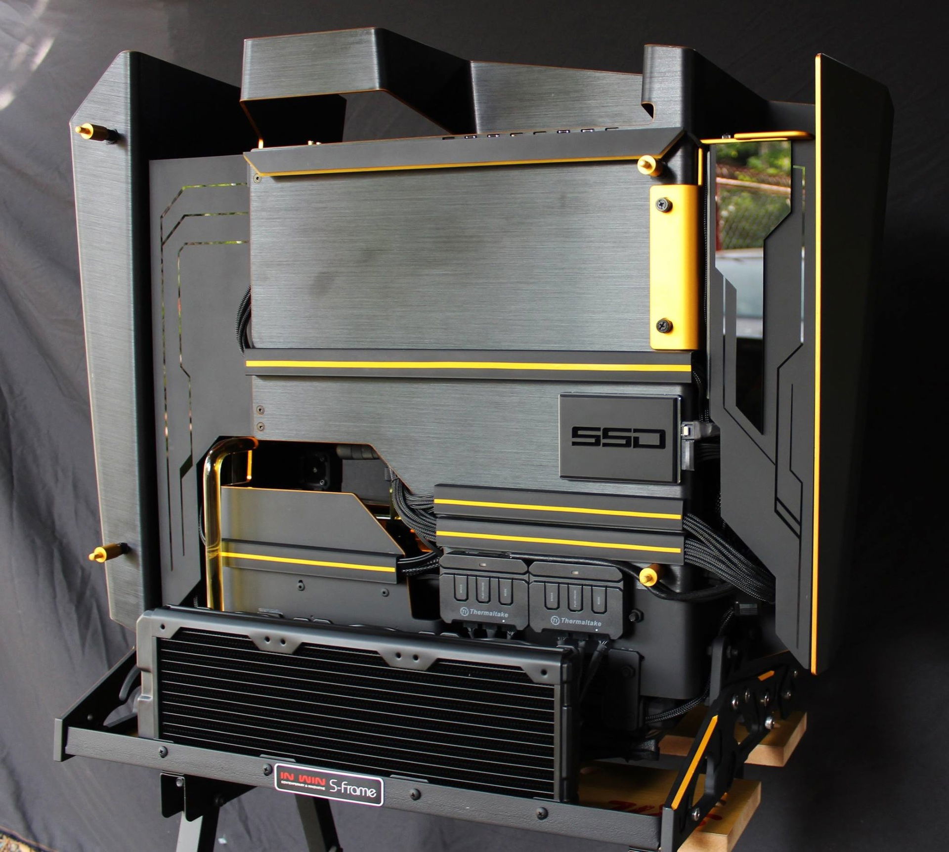 An old InWin S-Frame Limited Edition Build » builds.gg