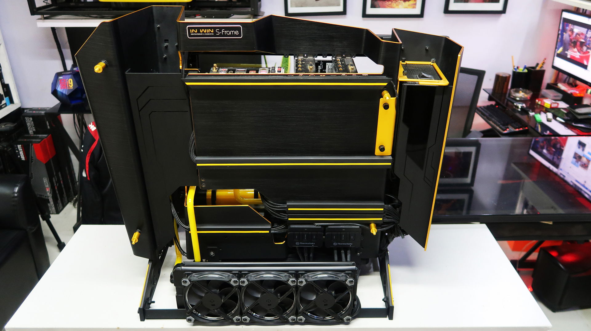 An old InWin S-Frame Limited Edition Build » builds.gg