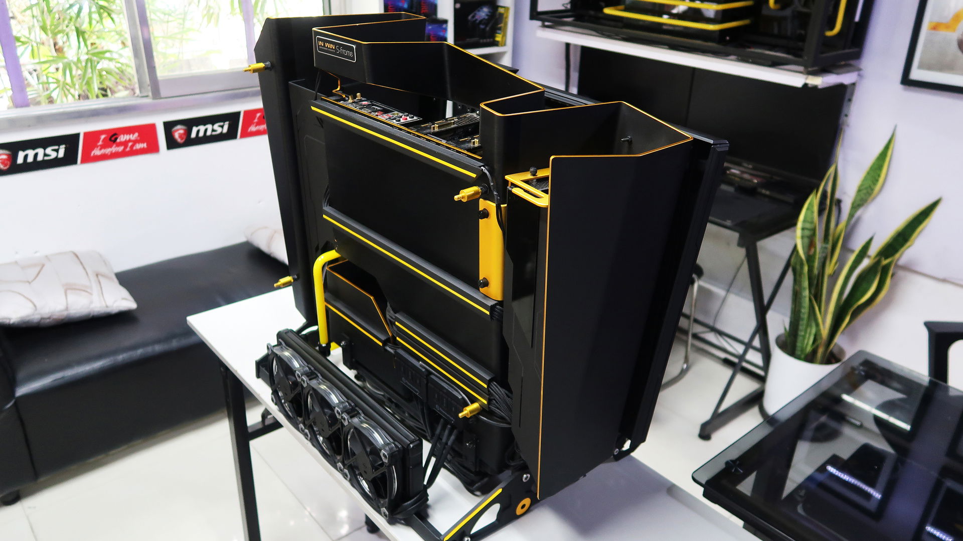 An old InWin S-Frame Limited Edition Build » builds.gg