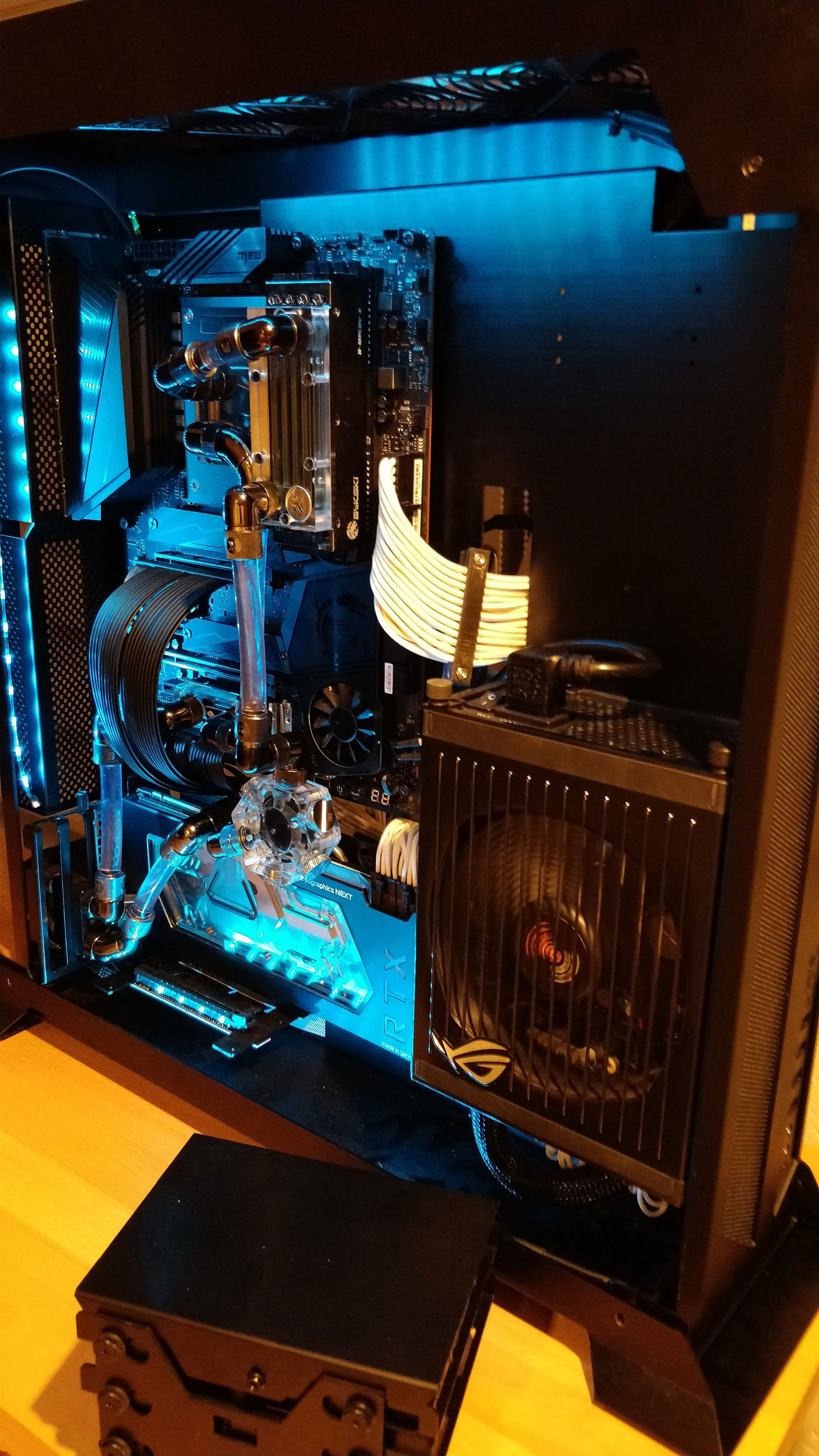 PC-O7SX external custom loop » builds.gg