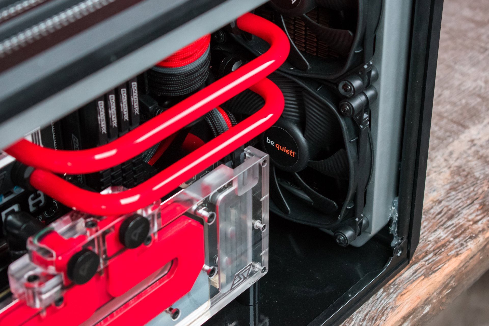 Project R3D » builds.gg