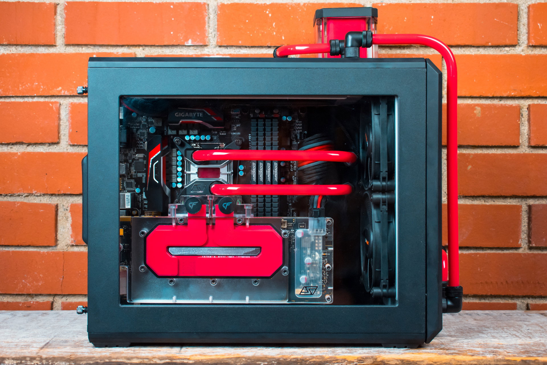 Project R3D » builds.gg