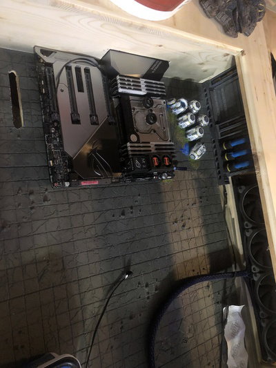 Ncase M1: Full Hardline Water Loop » builds.gg