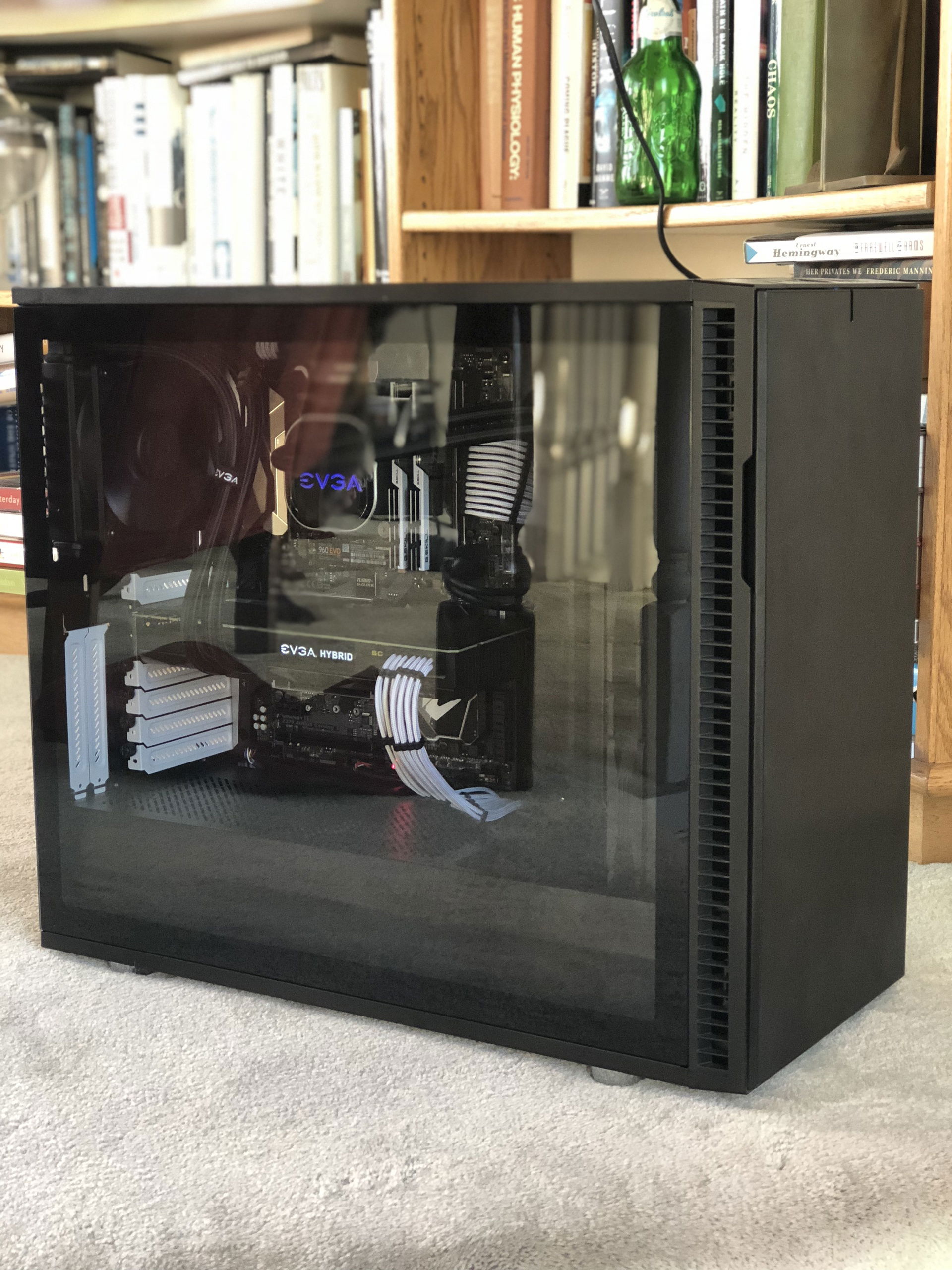 Simple and Sleek Gaming Computer » builds.gg