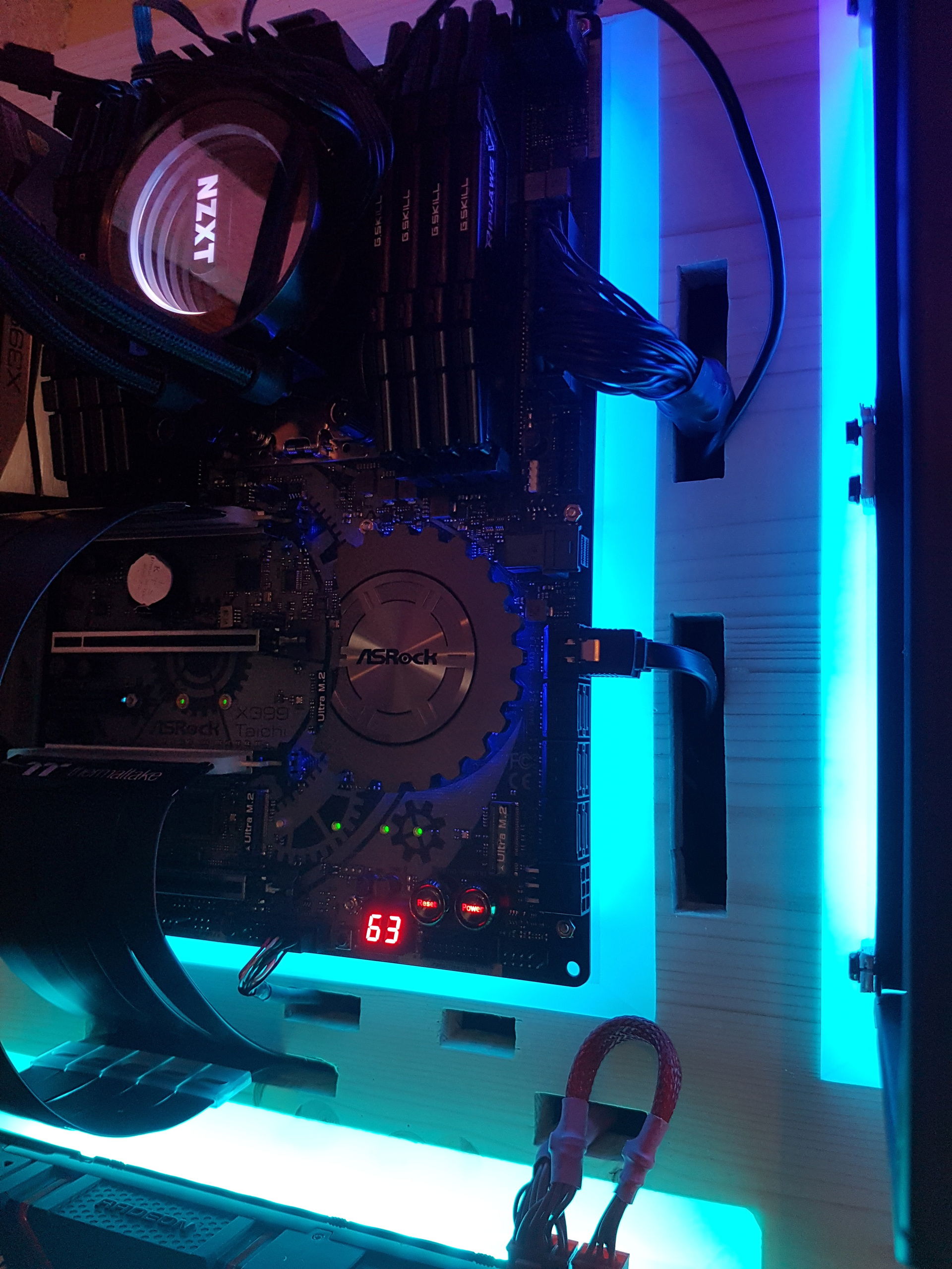 Too much RGB » builds.gg