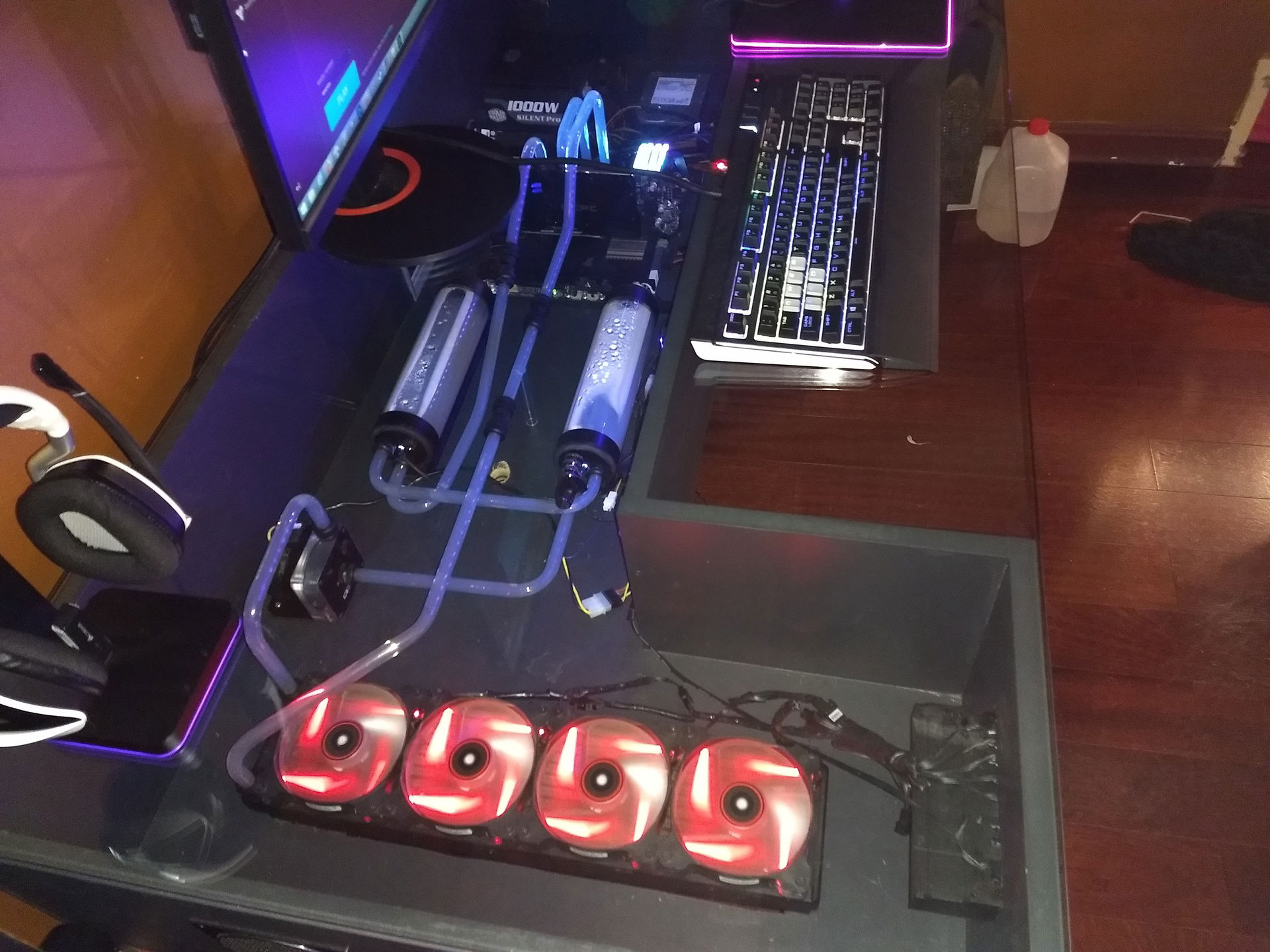 In desk UV water cooled Gaming PC » builds.gg