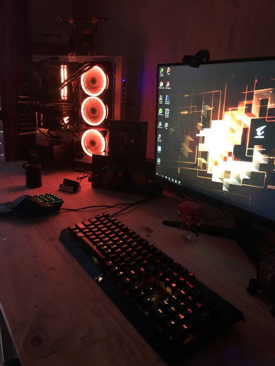 The Scandinavian - A minimalist oak wood PC case » builds.gg