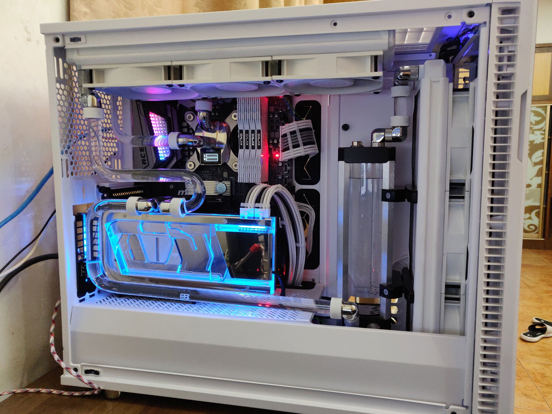 Silver white theme Define R6 » builds.gg