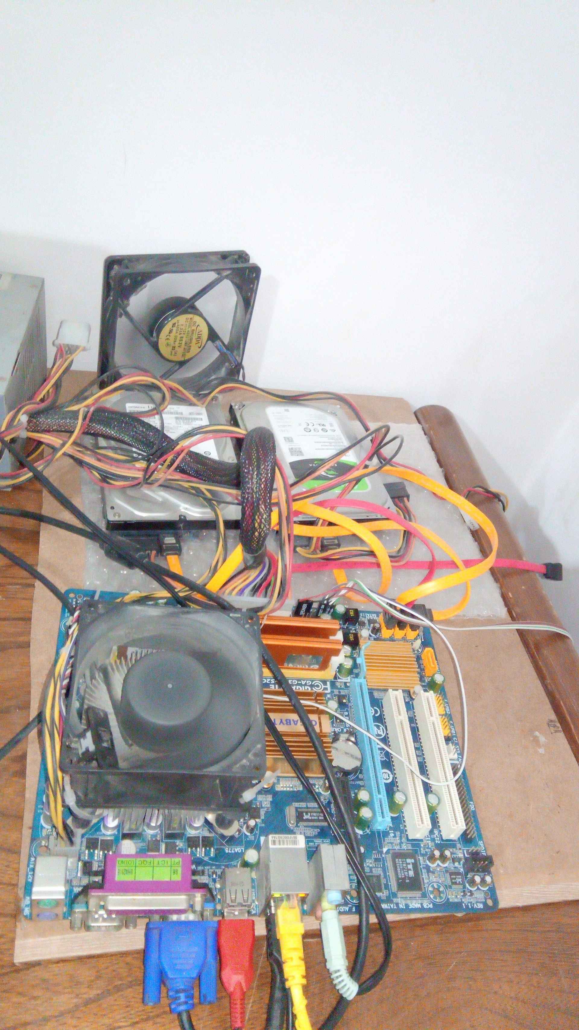 15 Years Old Not So Much Gaming PC ?!!. » builds.gg