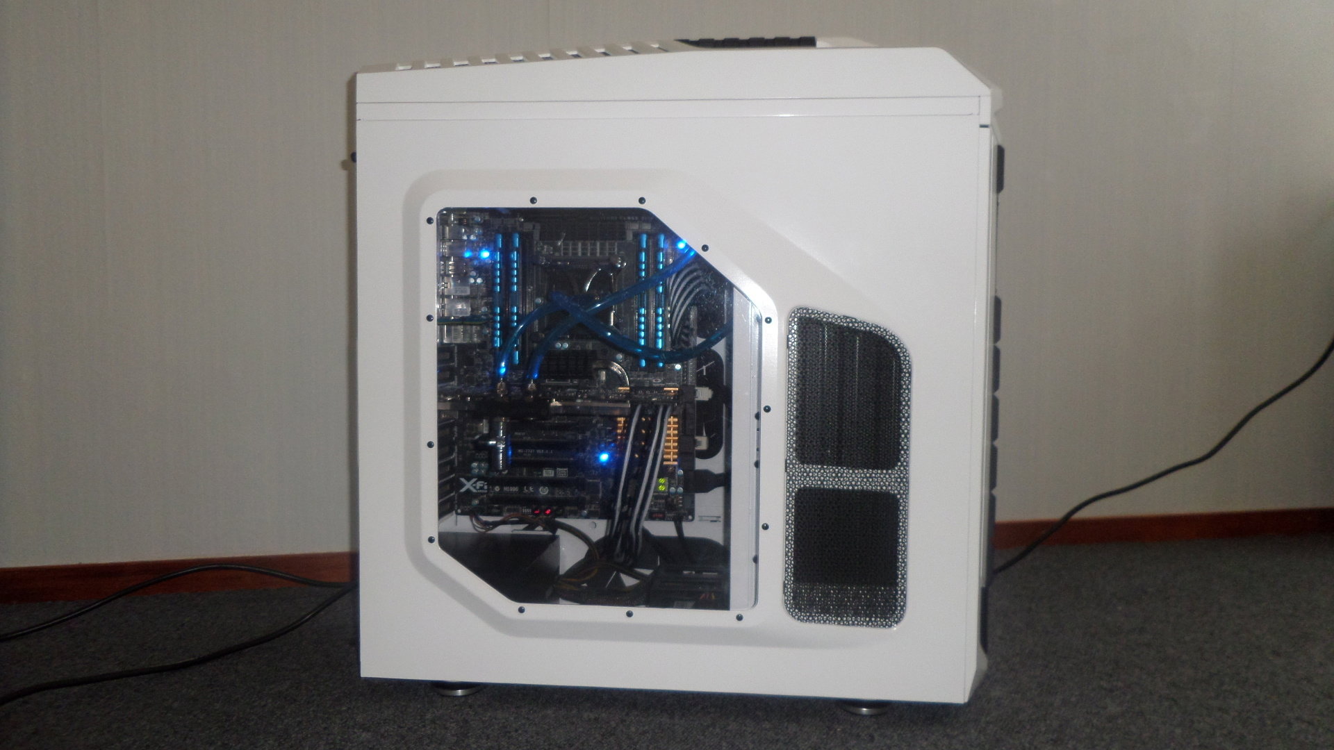 CM Stryker White & Blue Edition » builds.gg