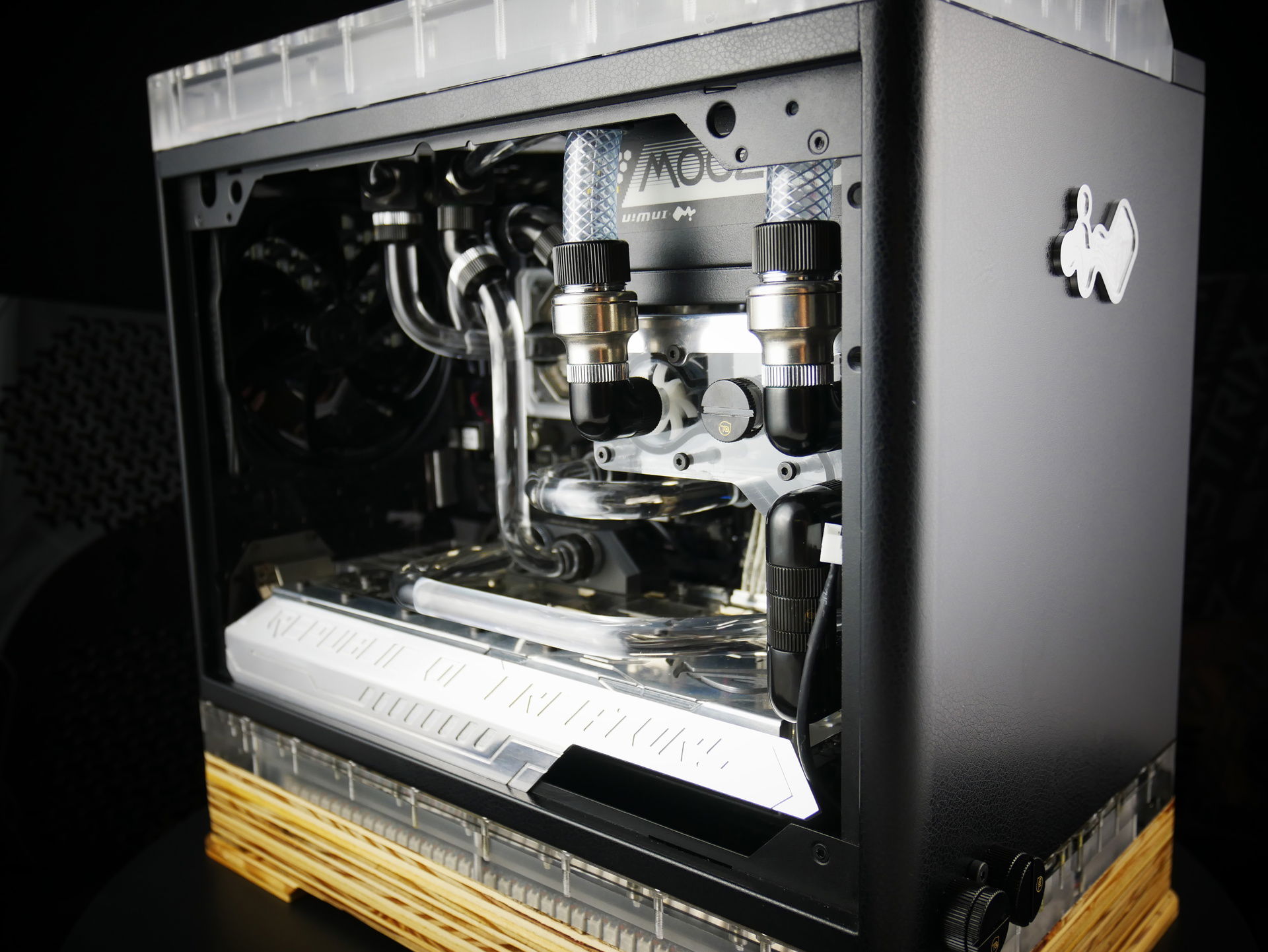 Republic Of Creators, an INWIN A1 build » builds.gg