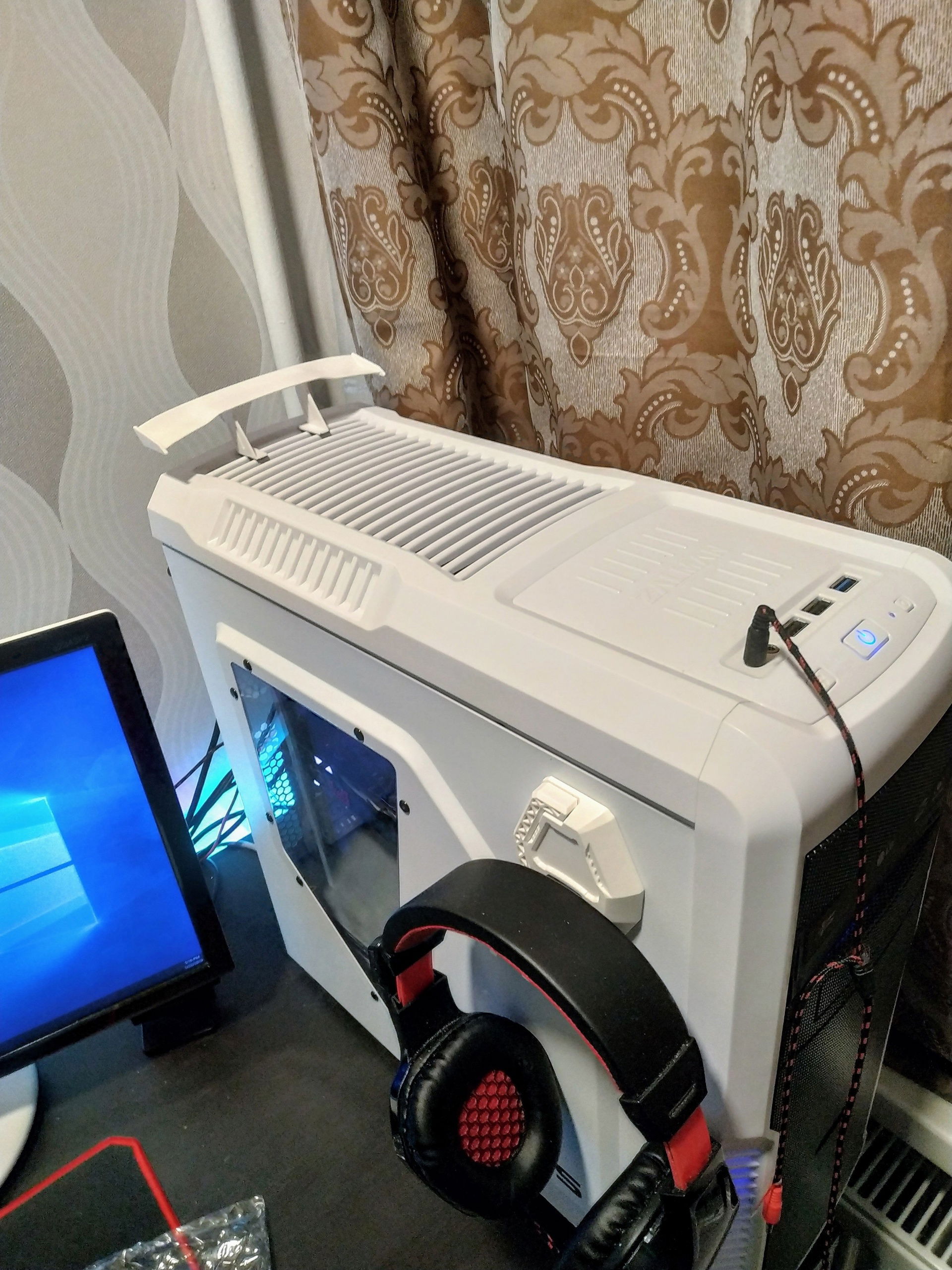 White Ricer » builds.gg