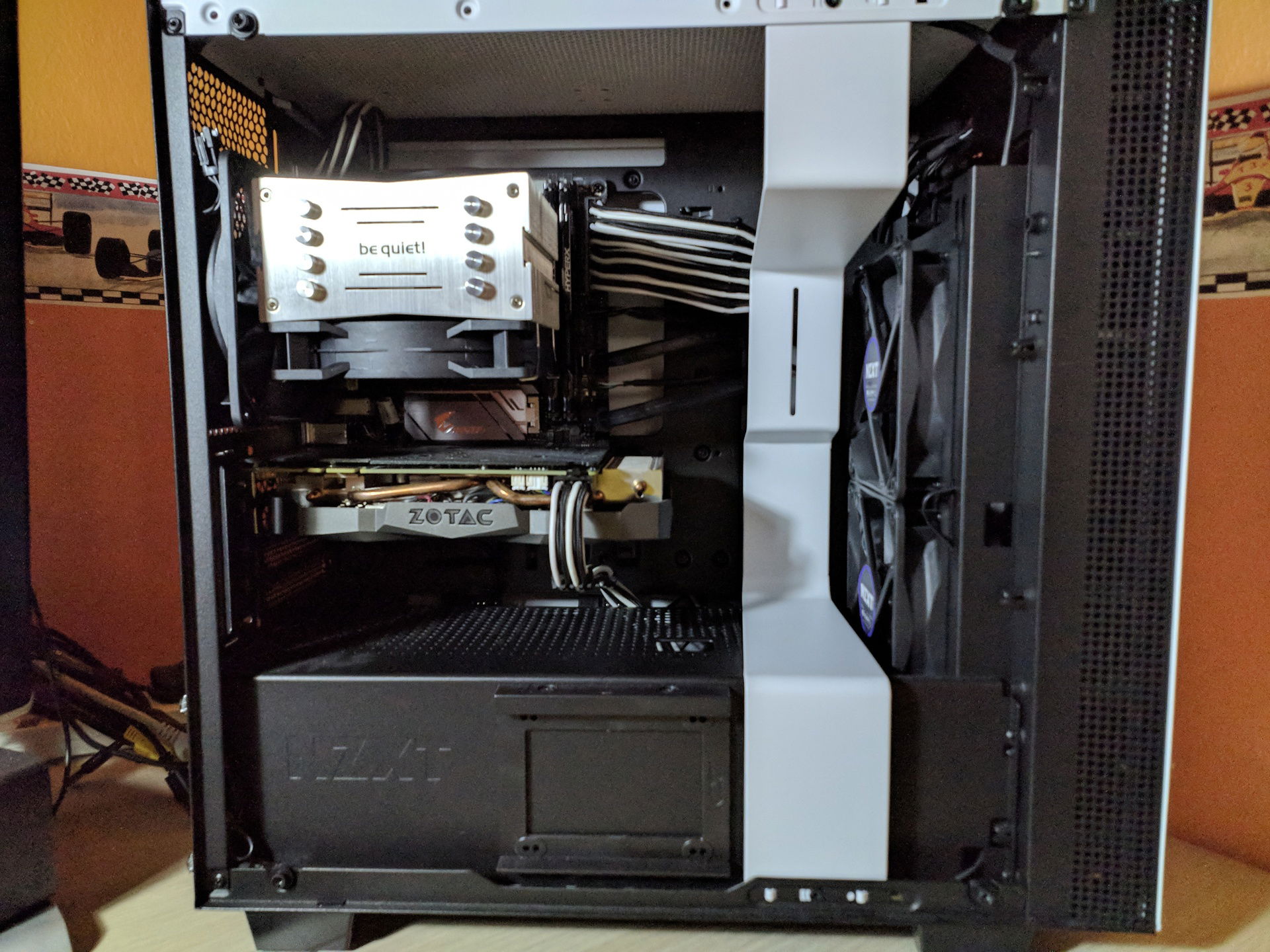 Mix n Match (Black n White) » builds.gg